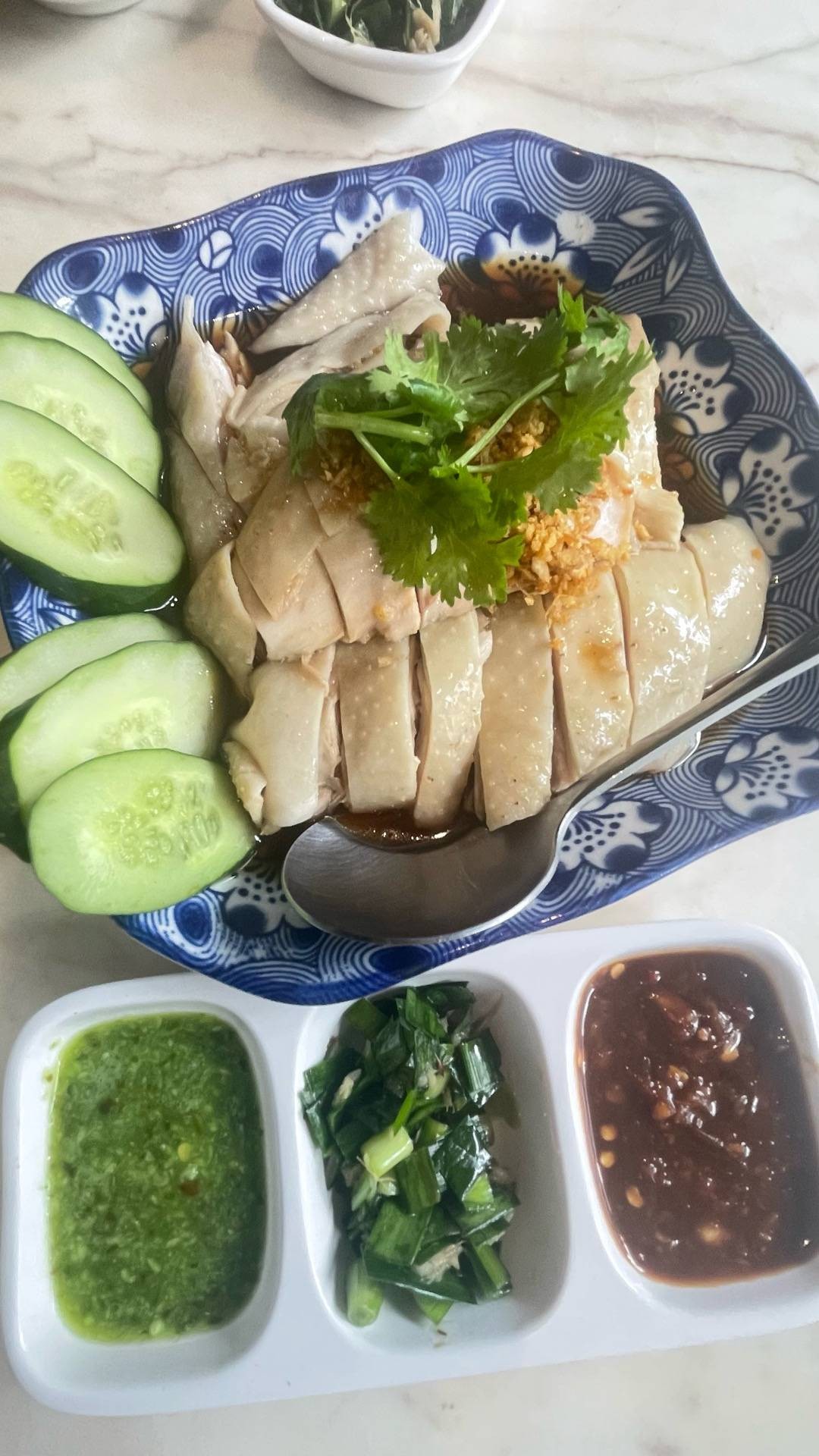 ข้าวมันไก่เบตงพันธุ์แท้ ร้าน ข้าวมันไก่เบตง จางเจียหยี 張家餘 (Baytong ...
