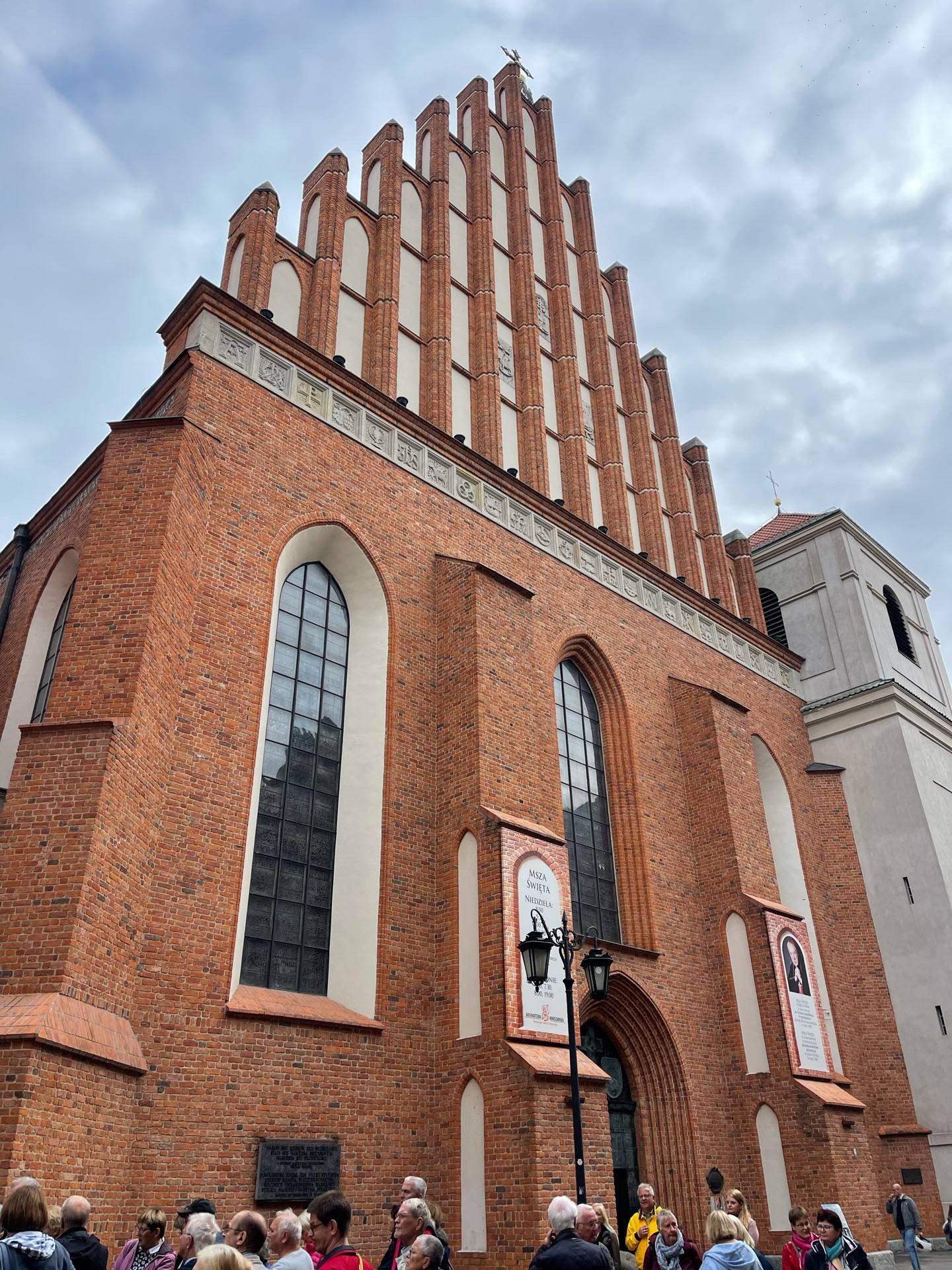 รีวิว Cathedral of St. John