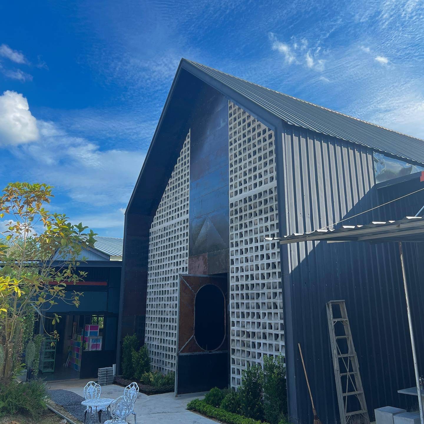 ร้าน Factory 88 Café & Bistro - | รีวิวร้านอาหาร