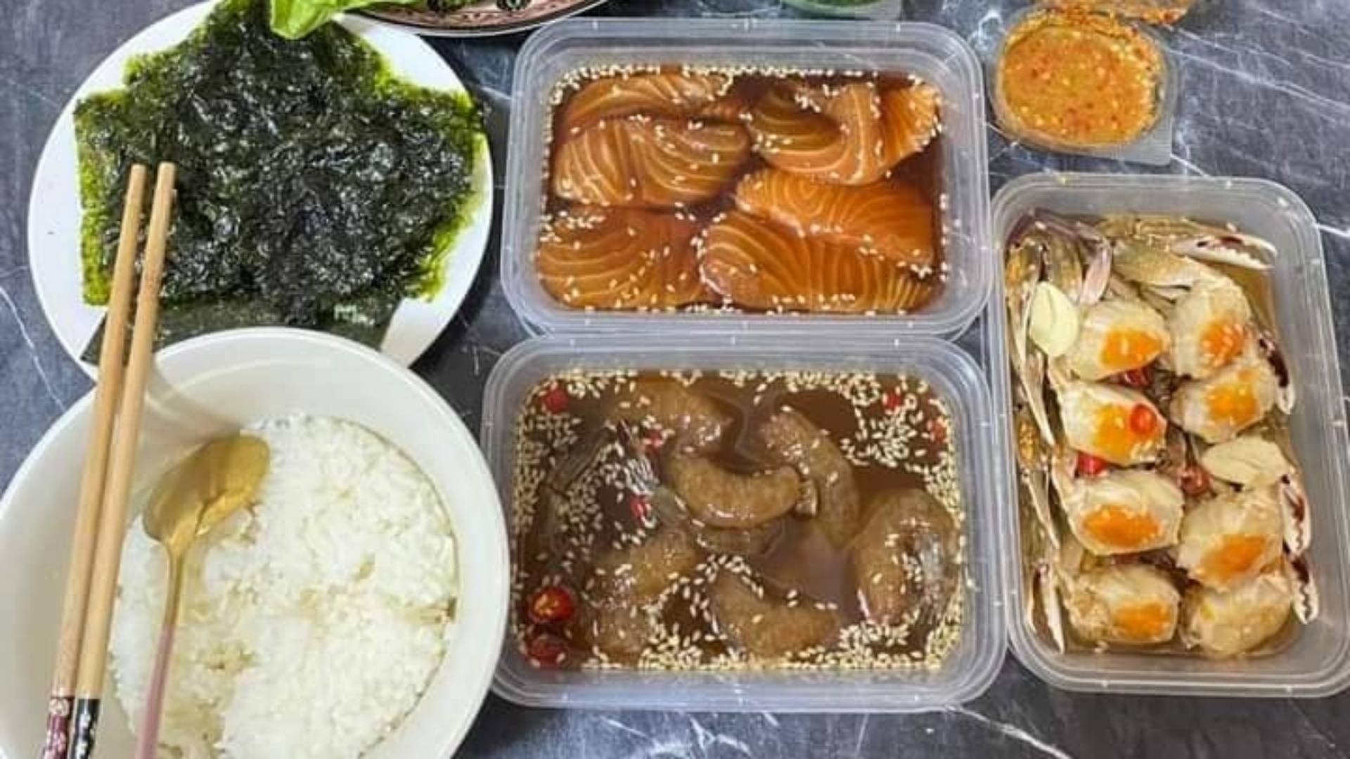 ร้าน Salmon Dong Seafood's สะพานยาว7 (สุดซอย) | รีวิวร้านอาหาร
