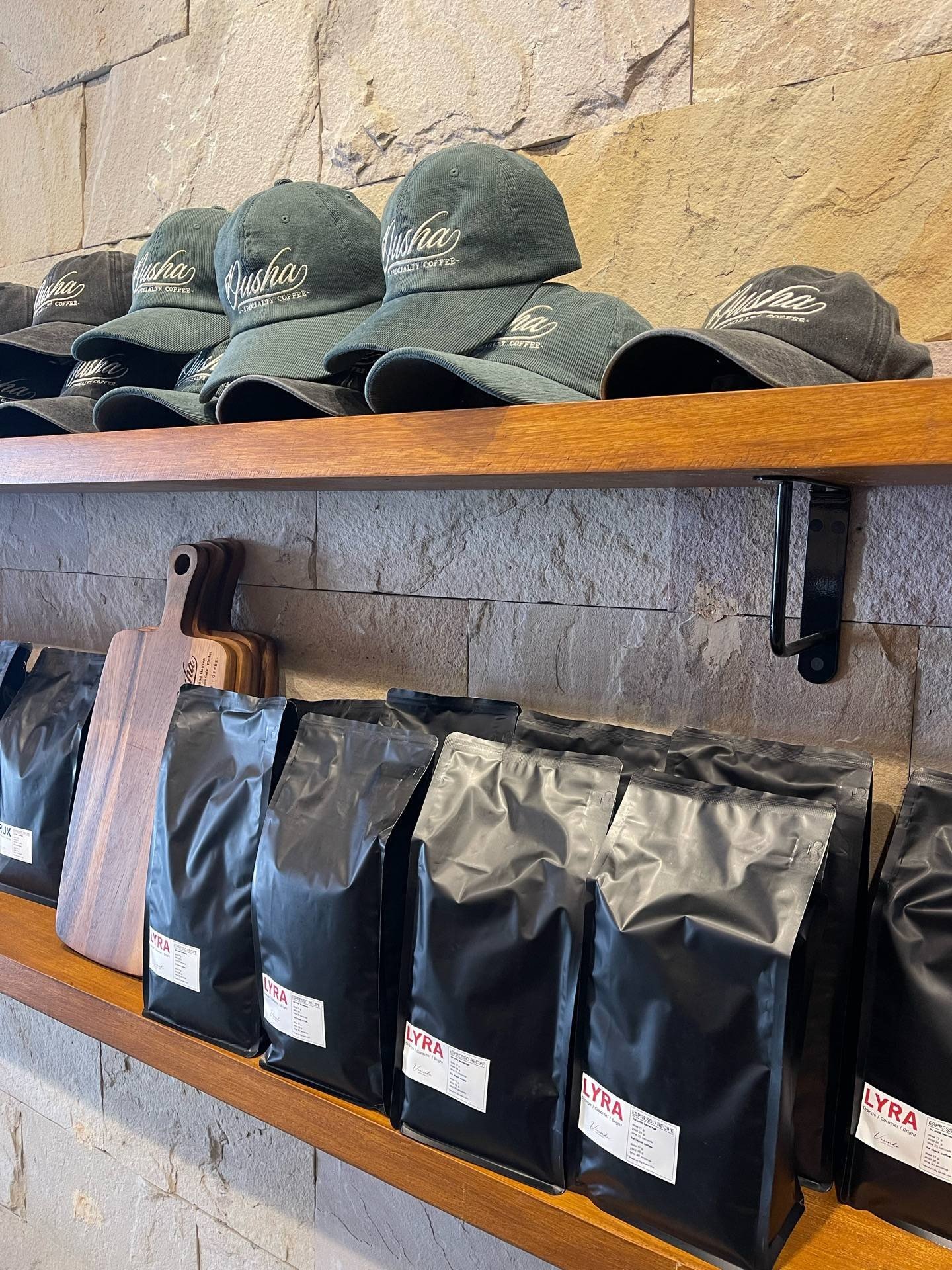 รูป Dusha Cafe' (ดูช่า คาเฟ่) Royal Phuket Marina @ Koh Kaew