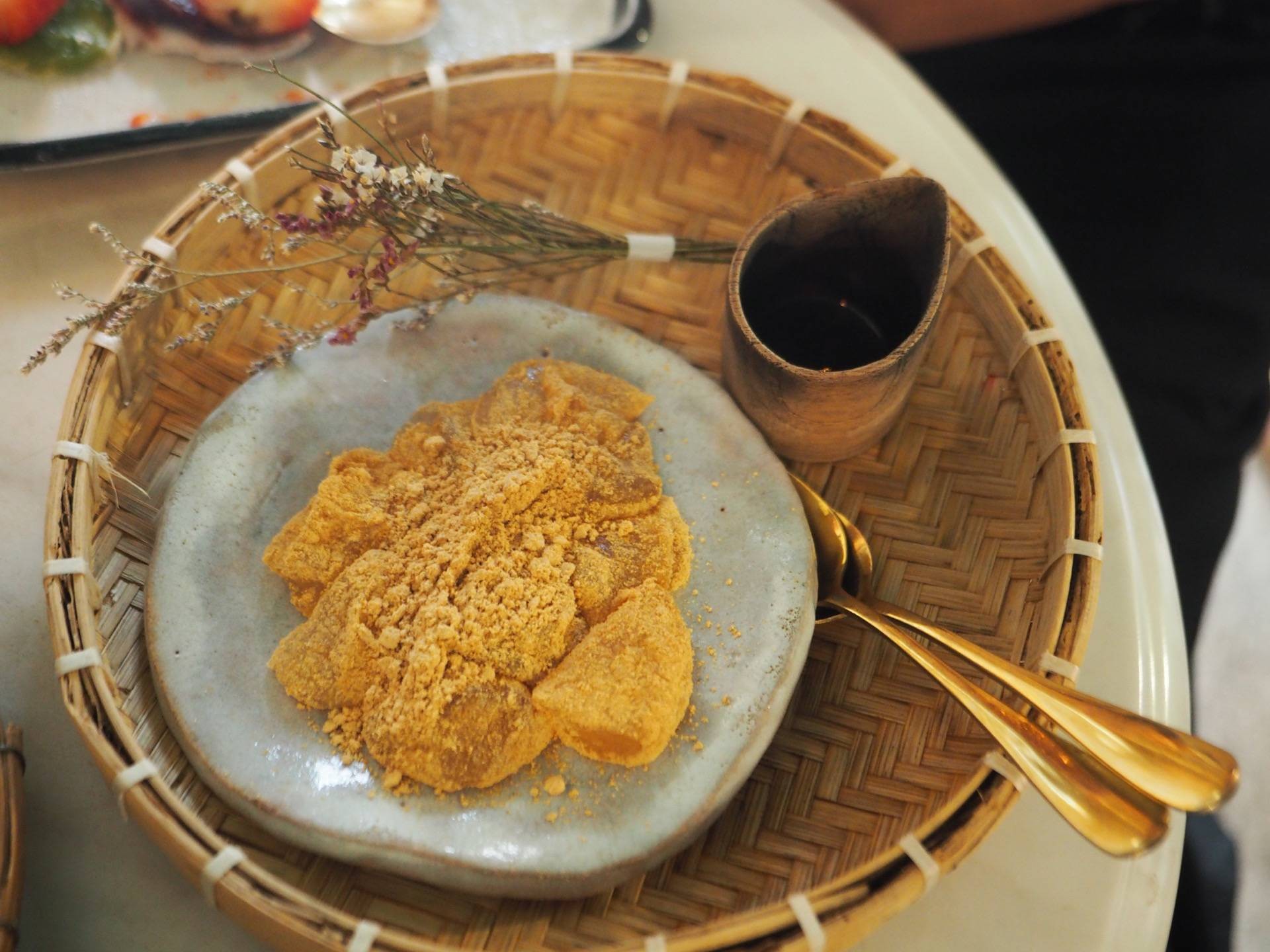 รีวิว Homu ホーム เจริญกรุง 44 - หลบร้อนยามบ่าย คาเฟ่ขนมและชาญี่ปุ่น