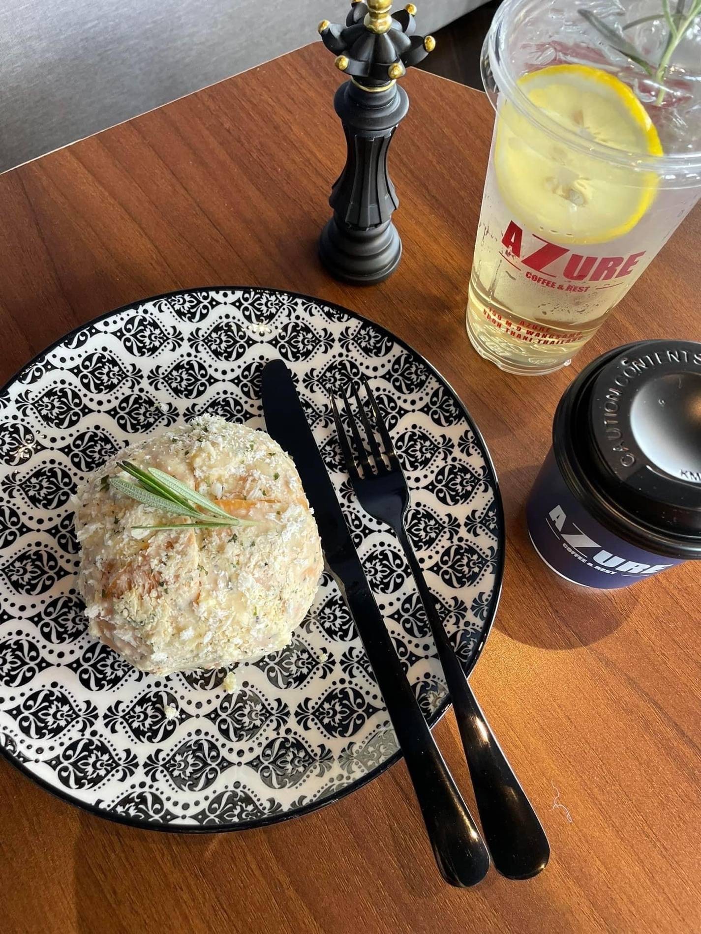 ร้าน AZURE COFFEE & REST แอชเชอร์ คอฟฟี่ แอนด์ เรสท์ | รีวิวร้านอาหาร