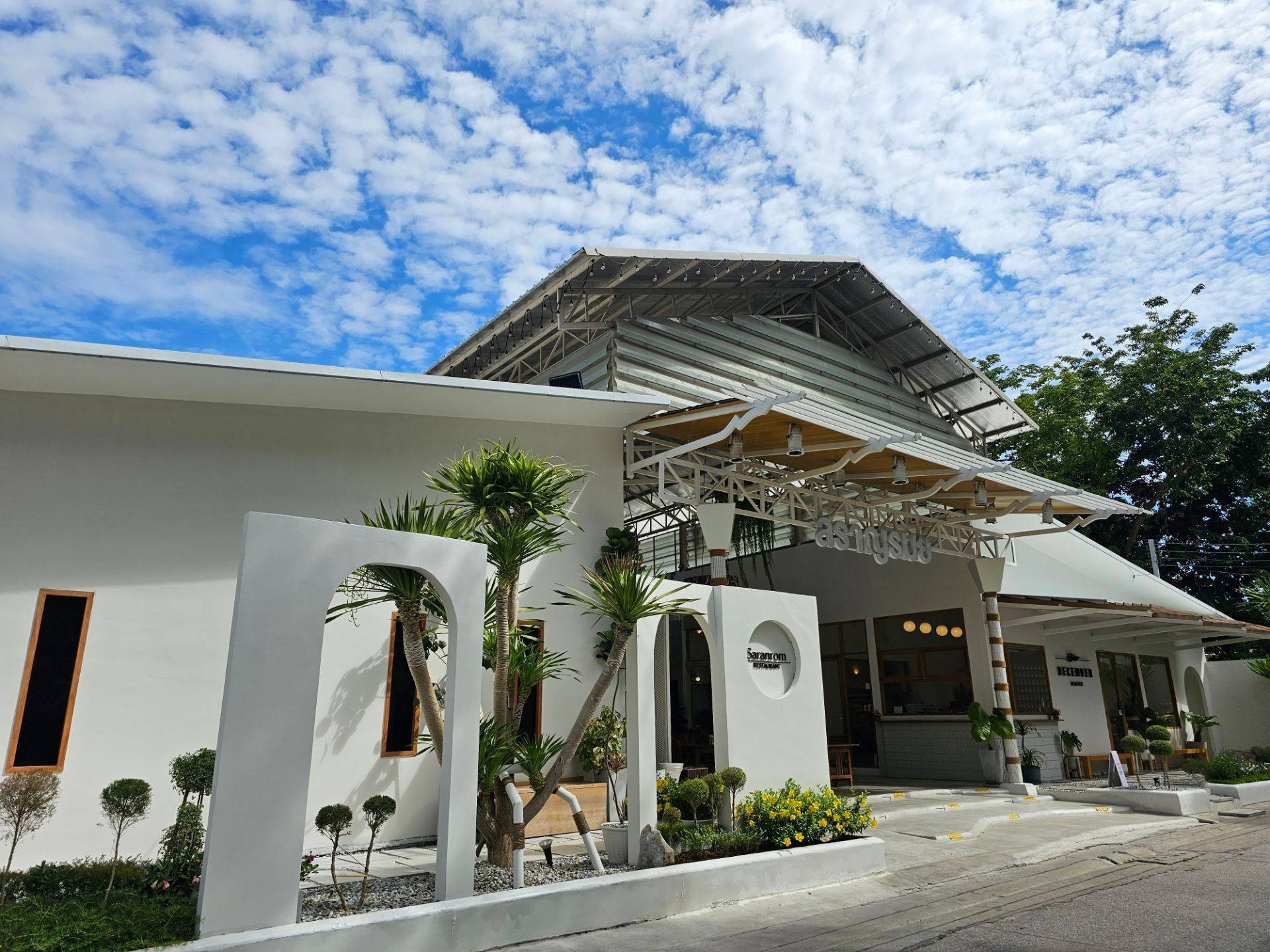 รีวิว Dear December Cafe - - คาเฟ่น่ารักเครื่องดื่มอร่อยรสดี