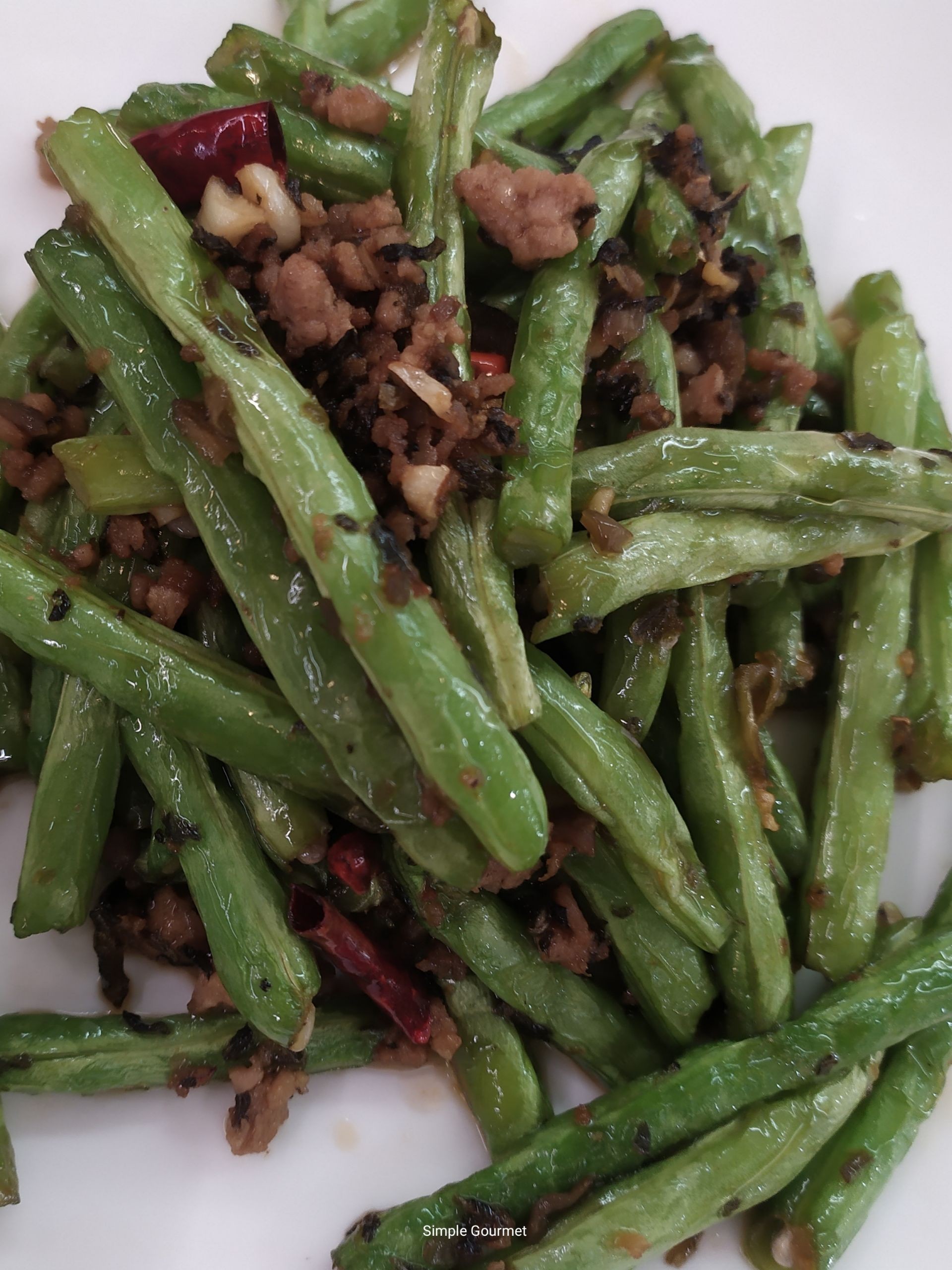 ผัดถั่วแขก ร้าน LT Fish Restaurant CentralwOrld