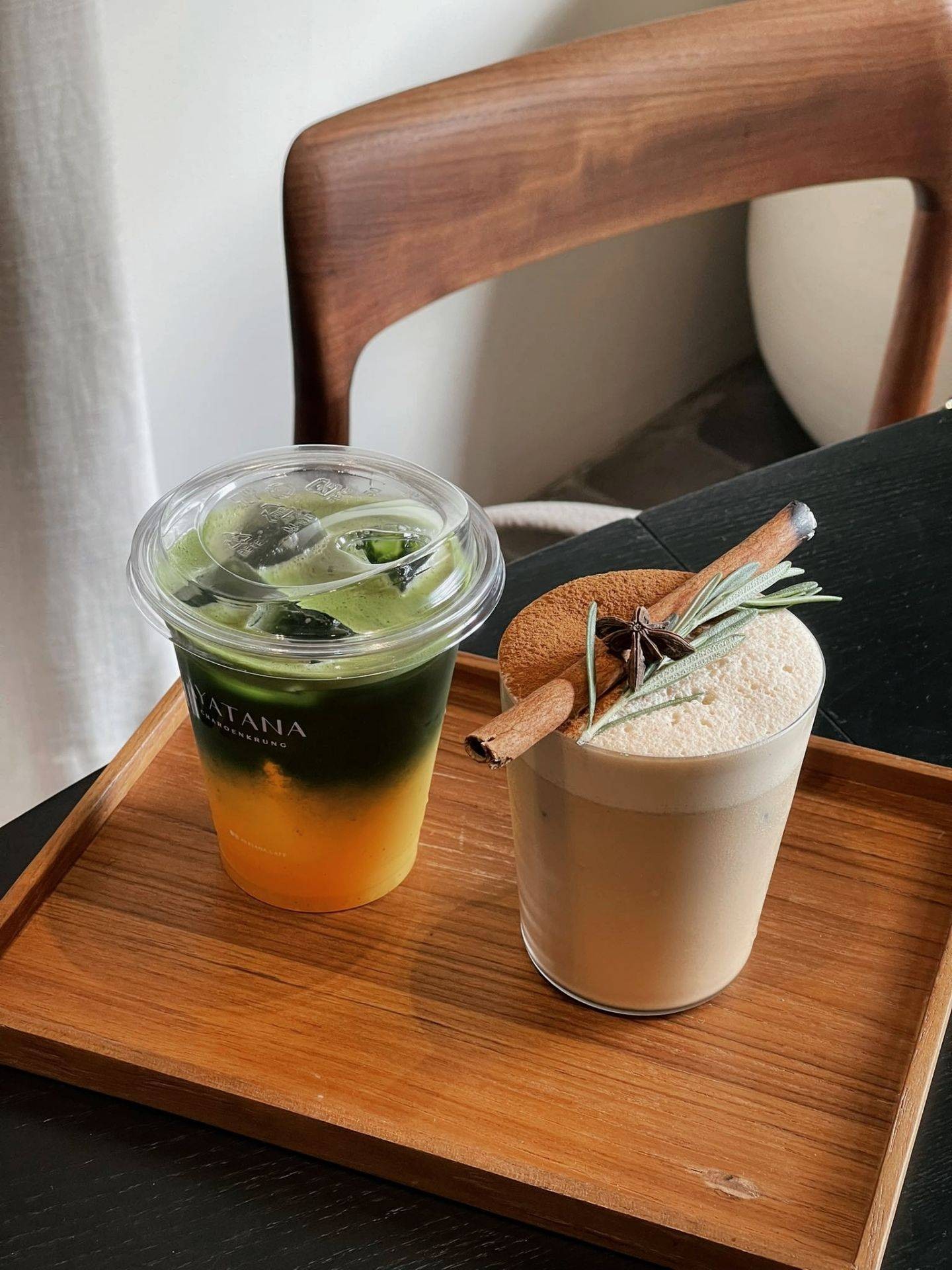 รีวิว Ayatana Cafe เจริญกรุง - คาเฟ่สายเอิร์ธโทนที่ไม่ได้แค่ถ่ายรูปสวย