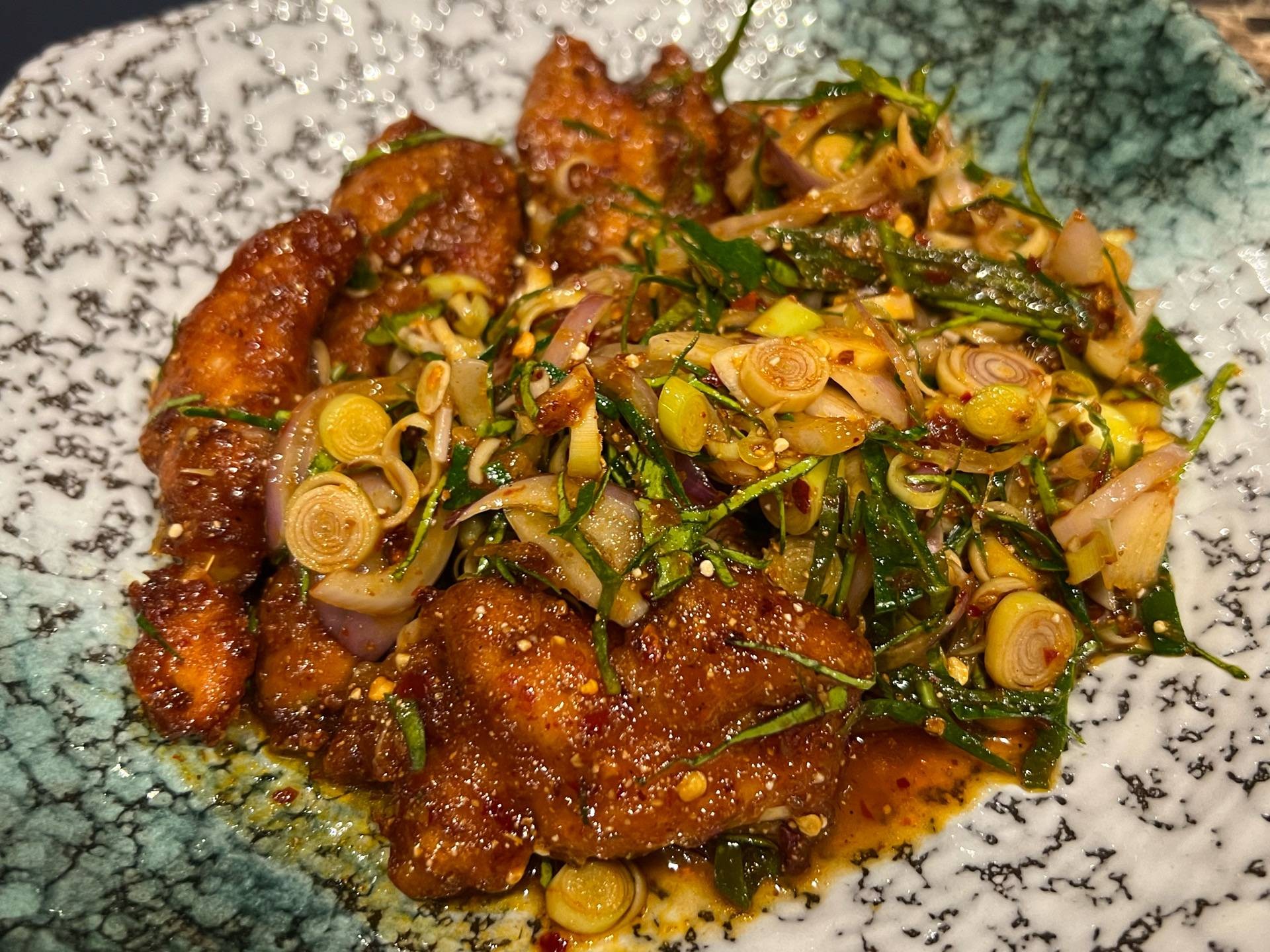 รีวิว Isaan Isan Restaurant by Andacura - มาทานมื้อเย็น อาหารใช้ได้ค่ะ