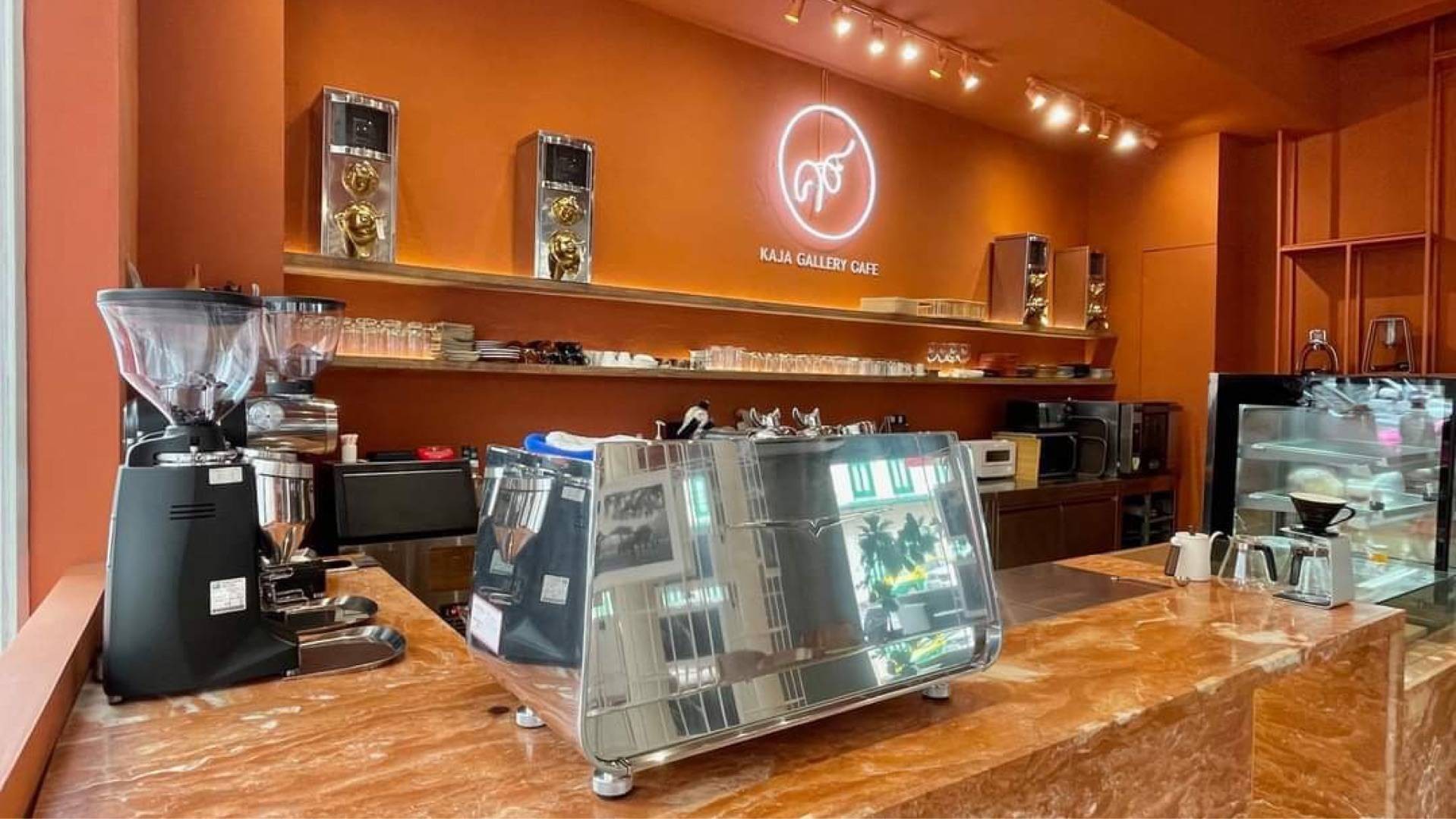 Kaja Gallery Cafe Cacha bed hotel - สั่งอาหารเดลิเวอรี | Wongnai x LINE MAN