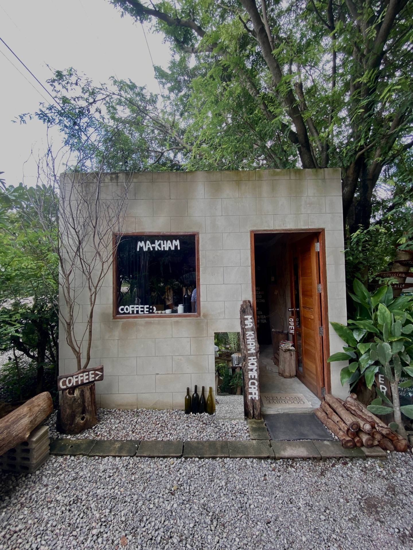 รีวิว Ma-kham Home Cafe - คาเฟ่ลับจอมบึง