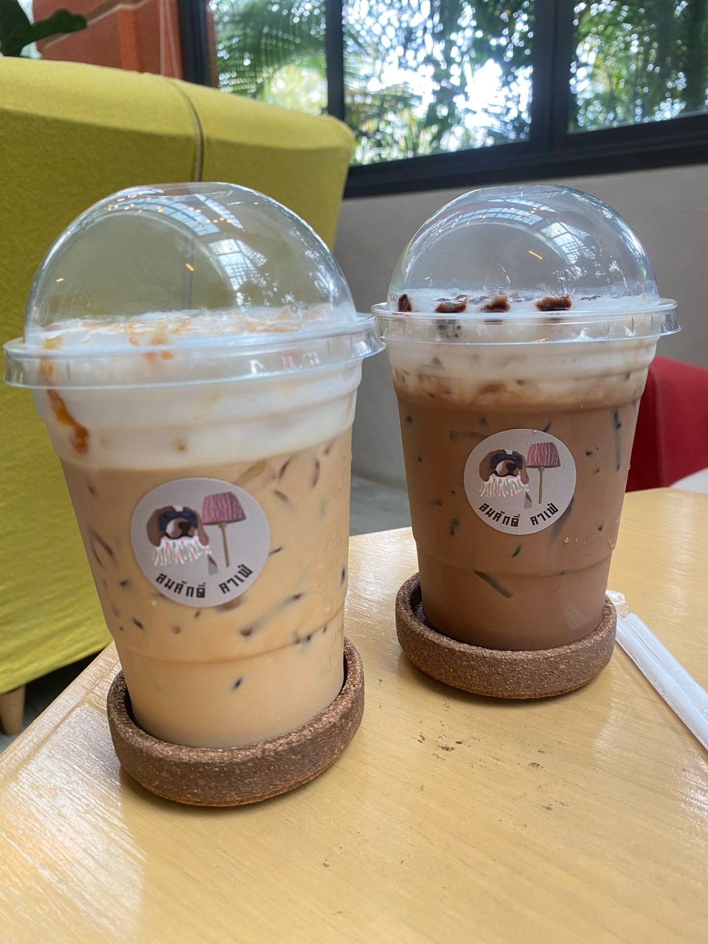 รีวิว SomSak Cafe - คาเฟ่ น่ารัก กาแฟอร่อย