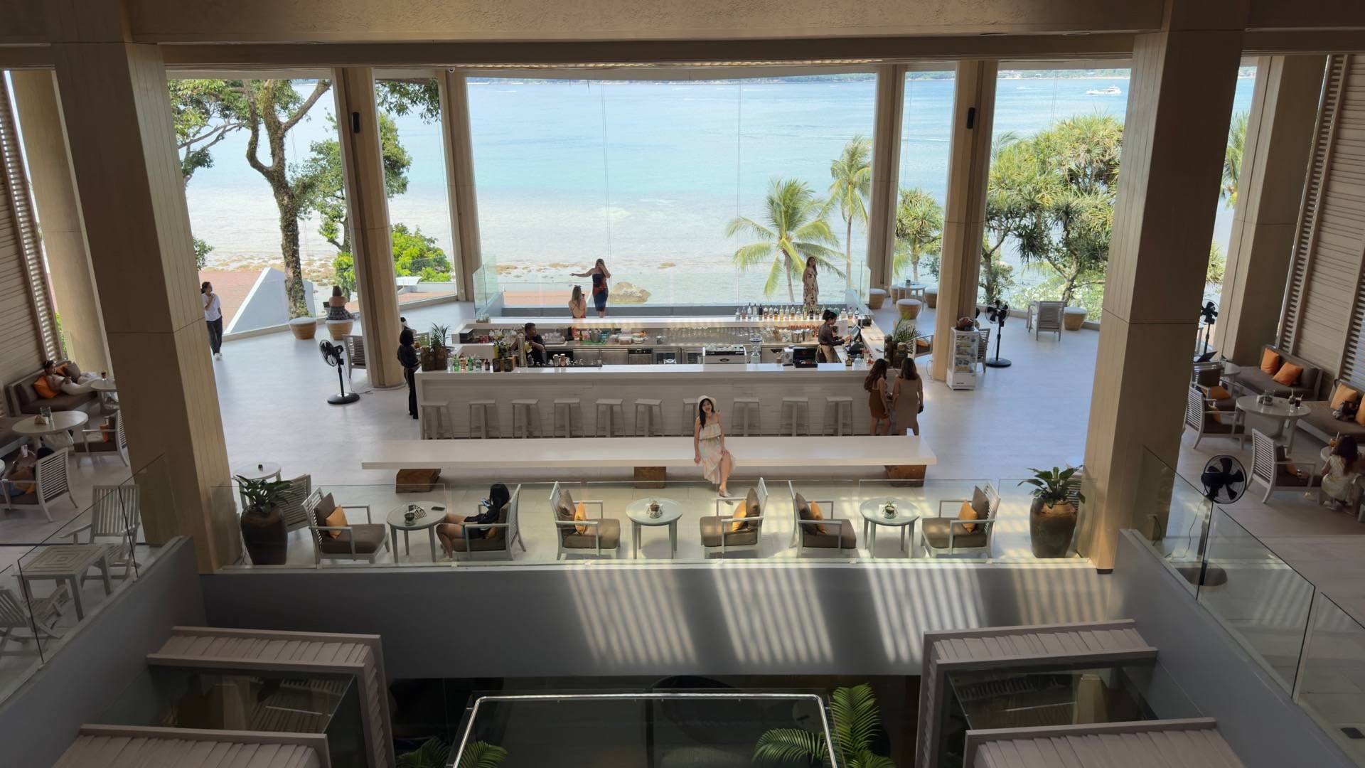 รีวิว Samutr Bar @Amari Phuket - คาเฟ่ในโรงแรม Amari