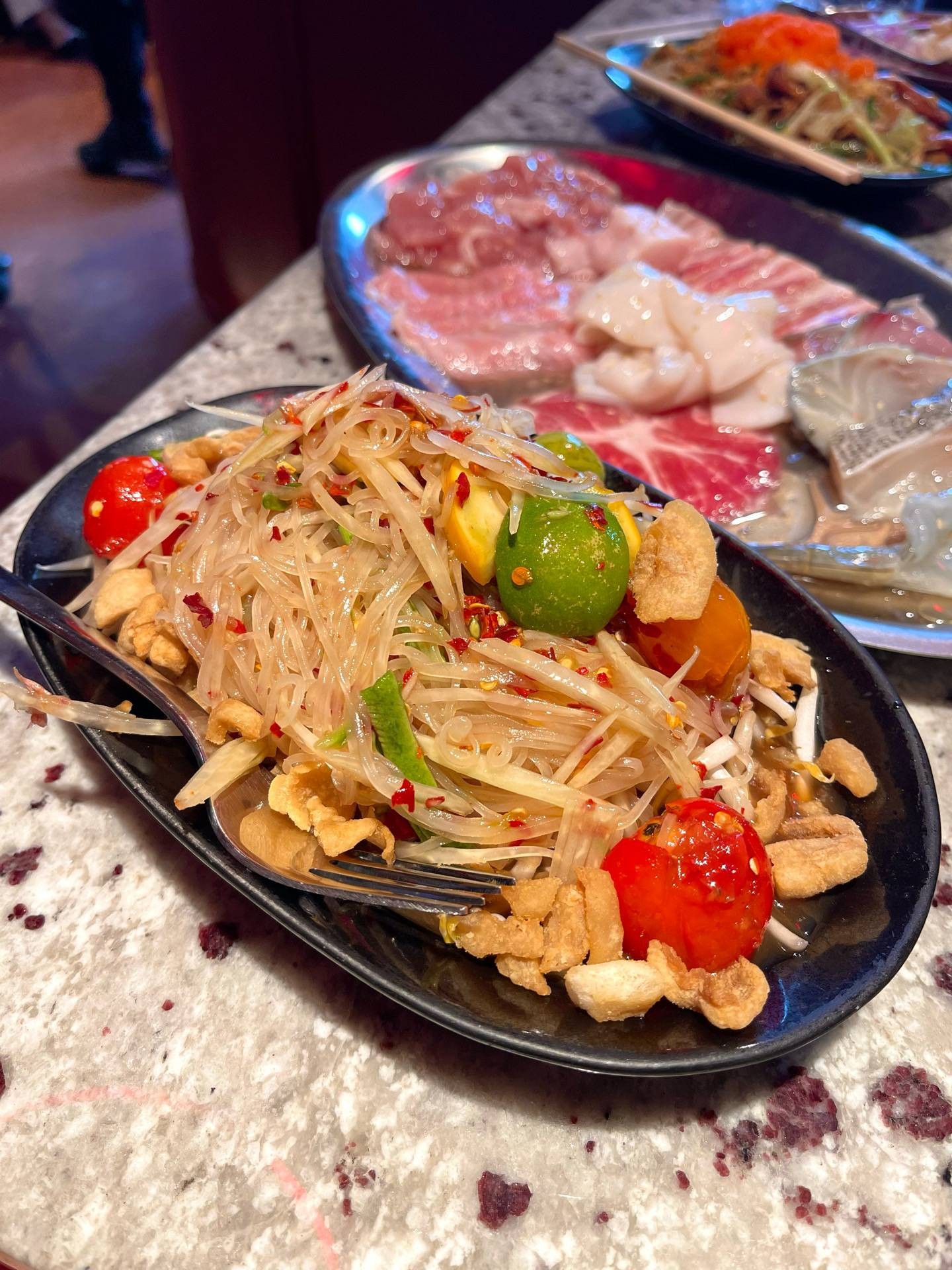 รูป Chin Bo Dang - ชิ้น โบ แดง The Emquartier