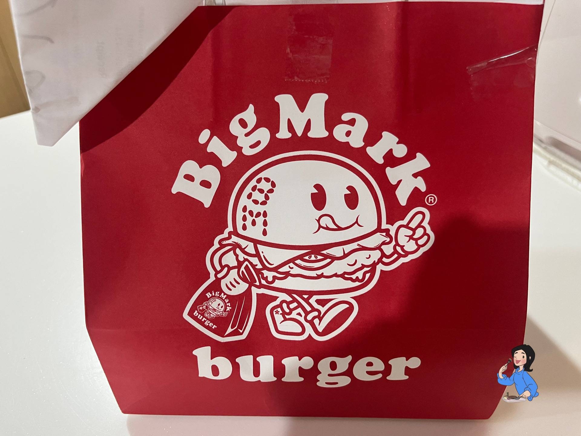 รีวิว Bigmark Burger สุขุมวิท 28 - ร้านเบอร์เกอร์ที่ต่อยอดมาจากร้านกะเพราเจ้าดัง 3.5 🌟