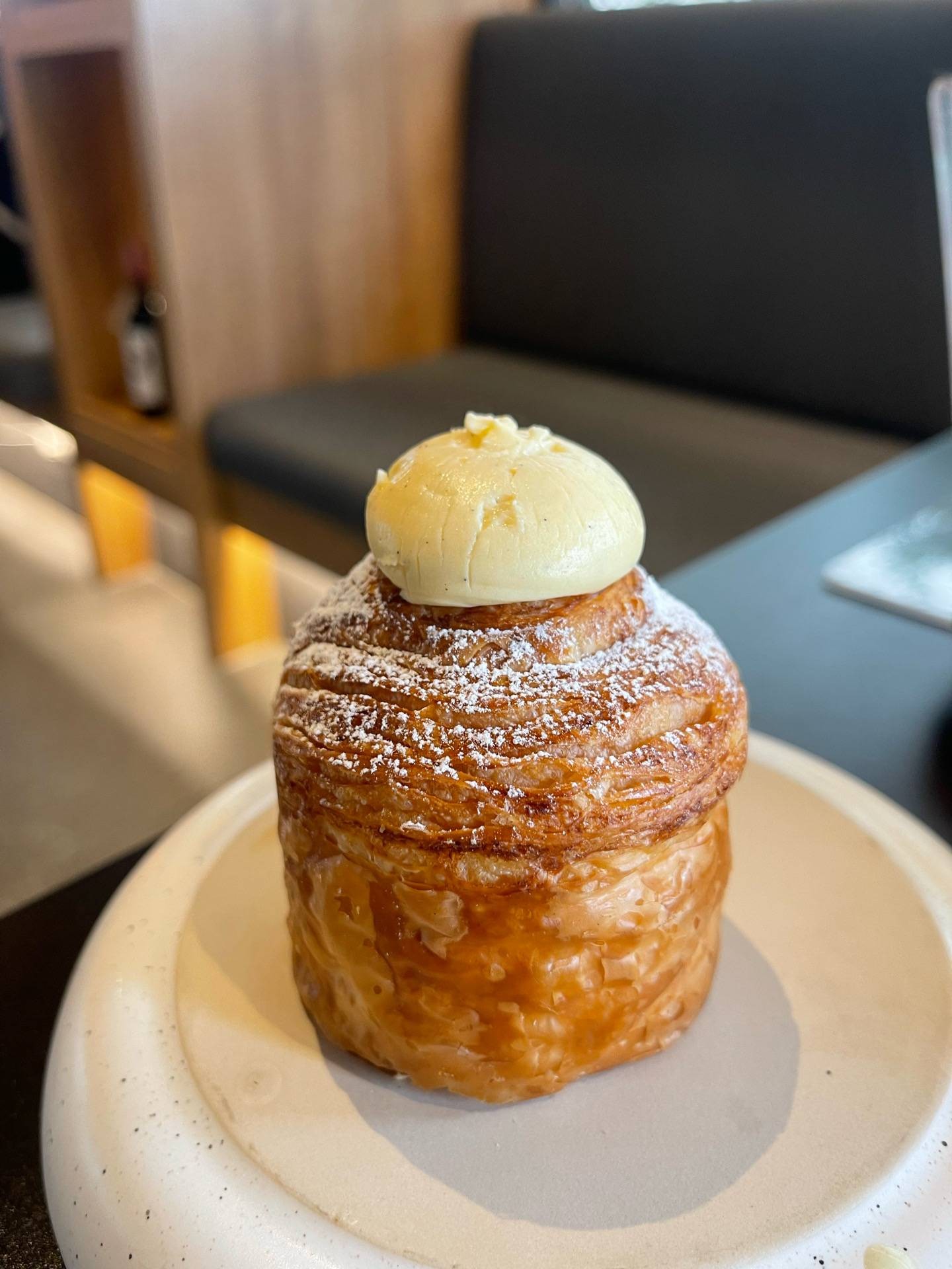 รีวิว Beyond Bread - Beyond Bread 🥖 เอกมัย