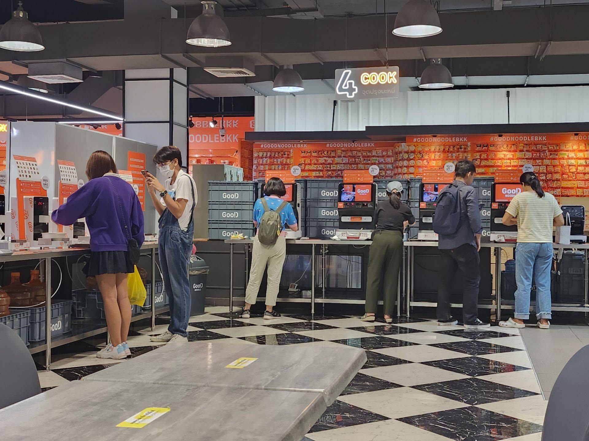 รีวิว Good Noodle Bkk - รวมบะหมี่กึ่งสำเร็จรูปจากหลายชาติในเอเชีย ไว้ ...