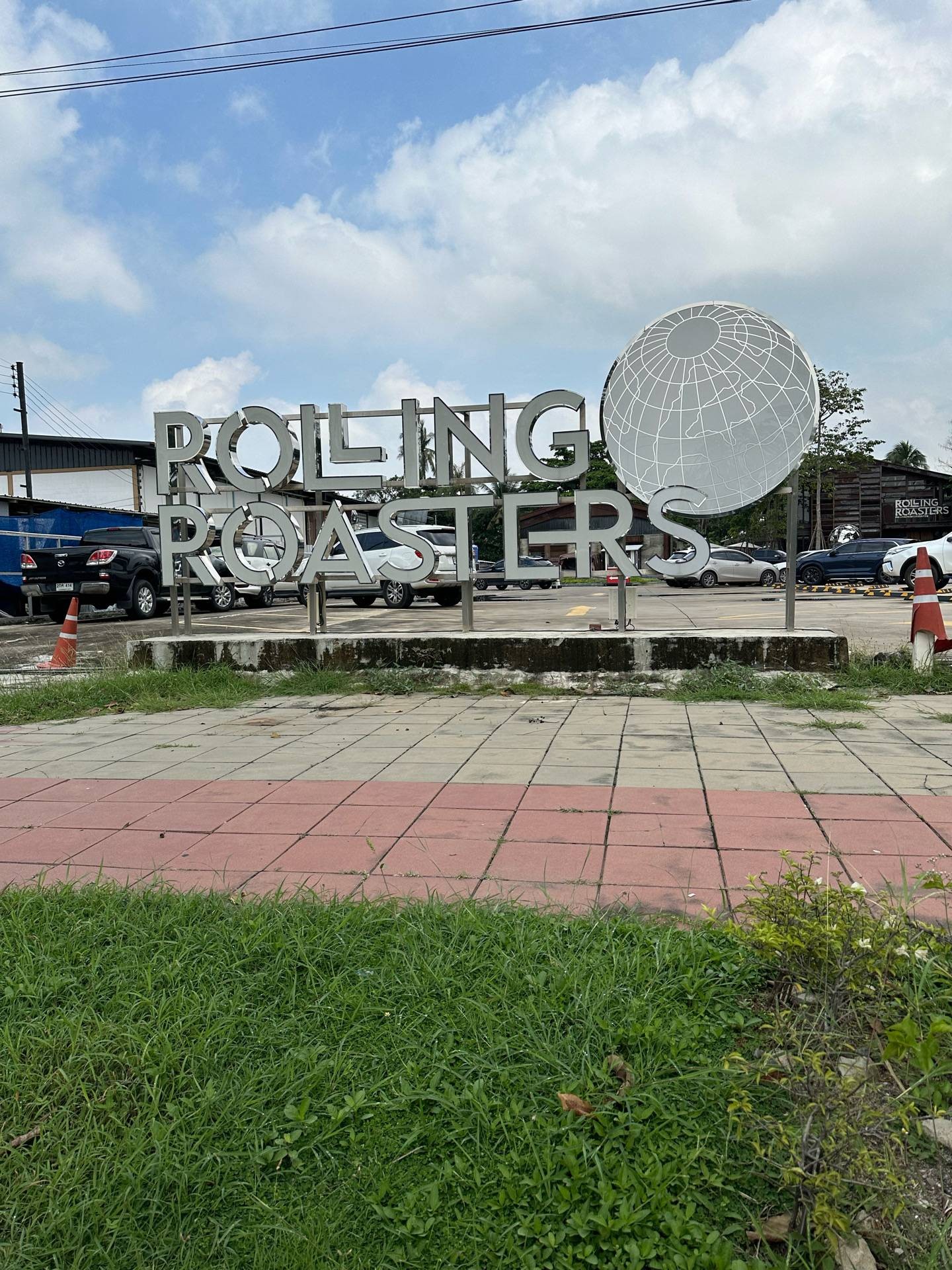 รีวิว Rolling Roasters พรานนก-พุทธมณฑล - โรงคั่วกาแฟ Rolling Roasters ...