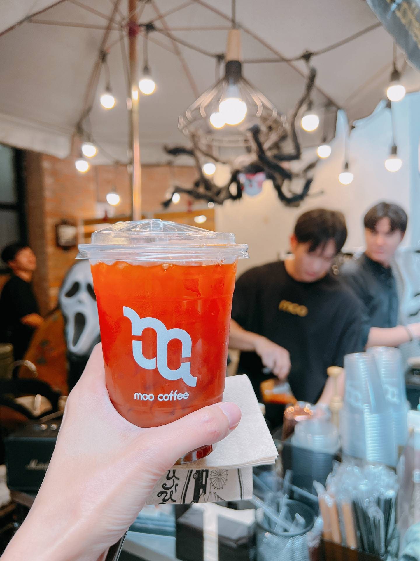 รีวิว MOO Coffee One Nimman - เครื่องดื่มดีๆ นั่งดื่มง่ายๆ ใน One Nimman