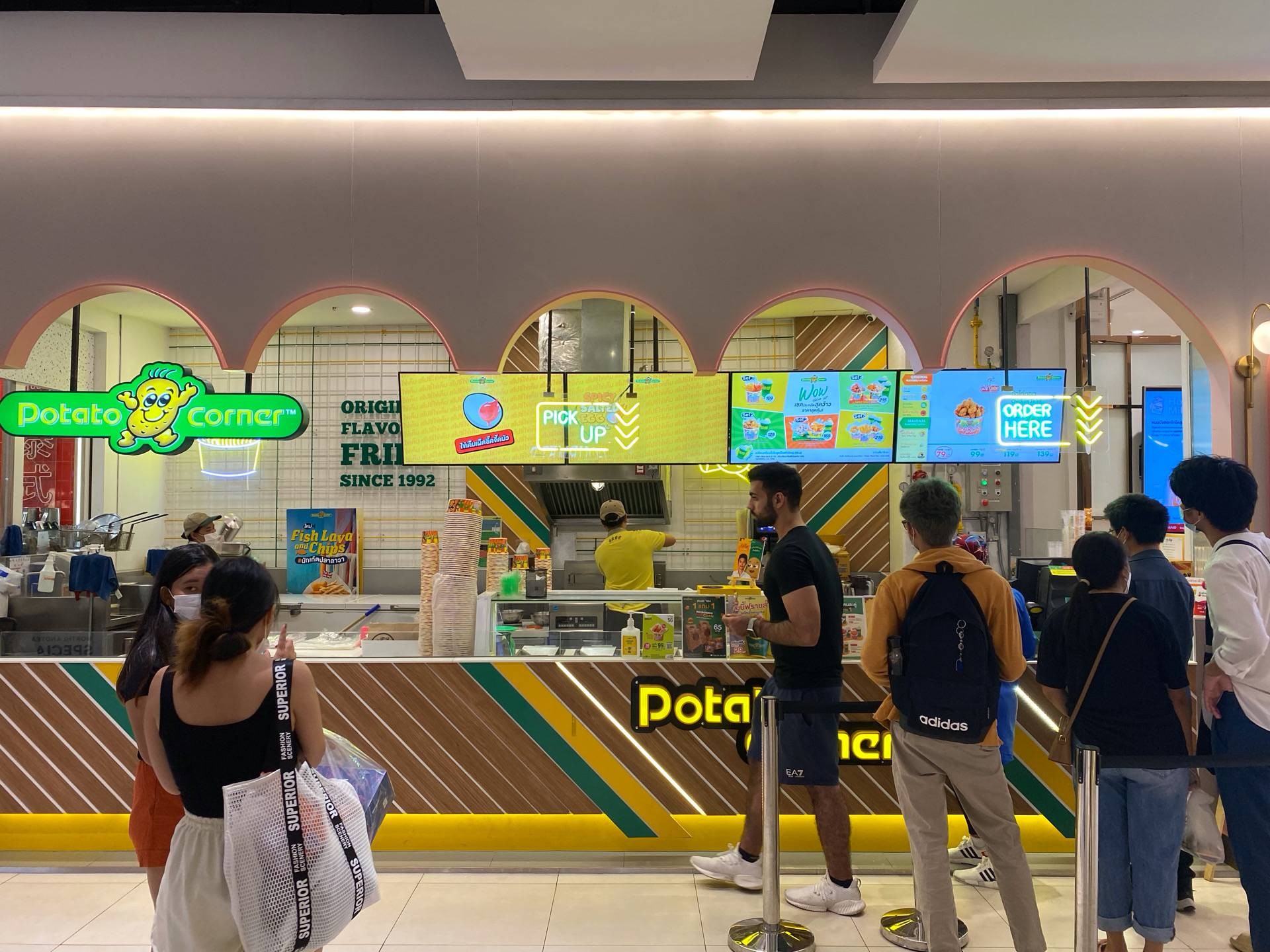 รีวิว Potato Corner สยามพารากอน - มันฝรั่งของวัยรุ่น