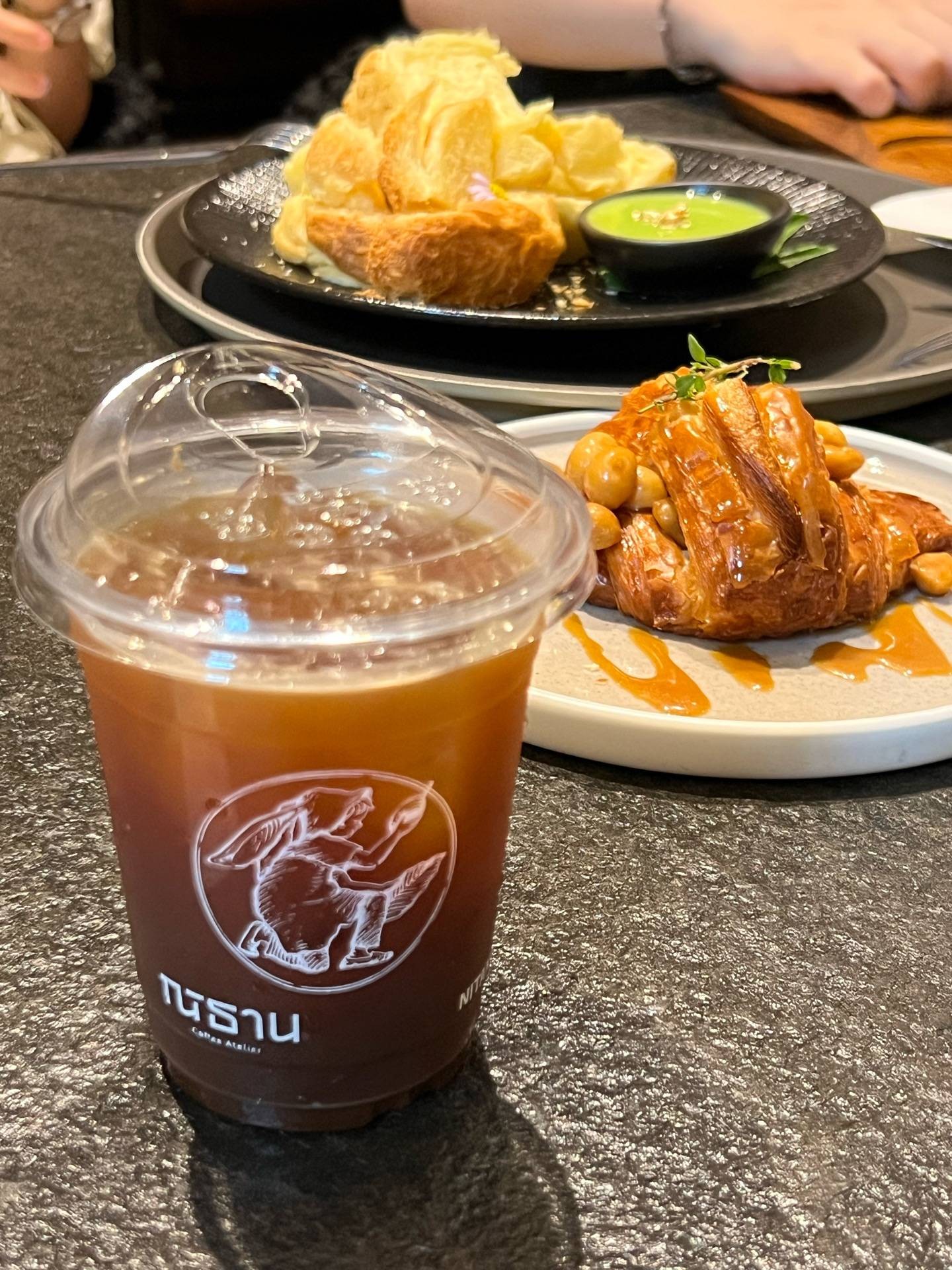 รีวิว Nitan Coffee's Tale - มาแต่ไก่โห่ ร้านเปิด ถ่ายรูปสนุก