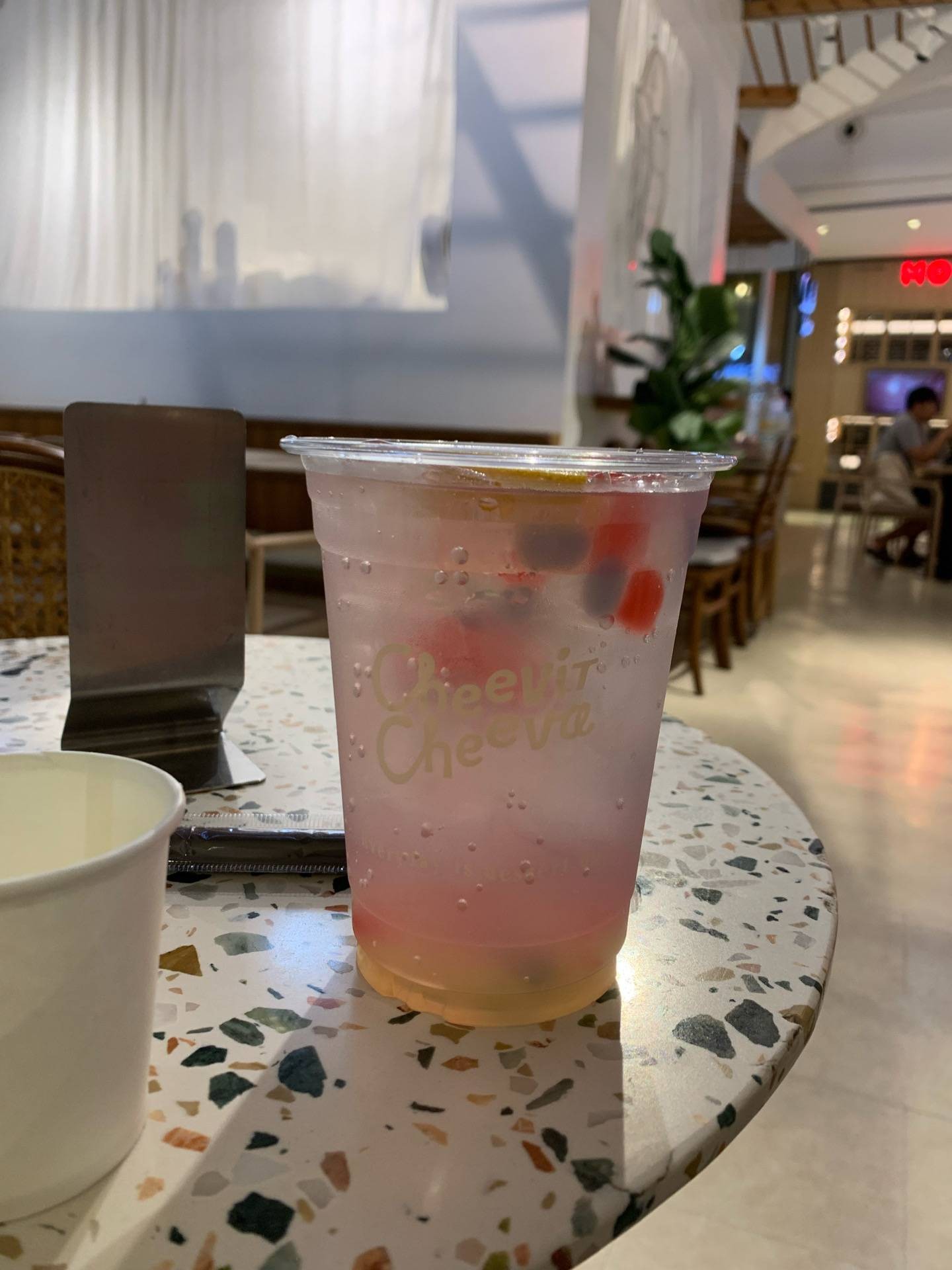 รีวิว Cheevit Cheeva Central Westgate - น้ำ yuzu ชื่นใจ ร้านน่ารัก อยู่ ...