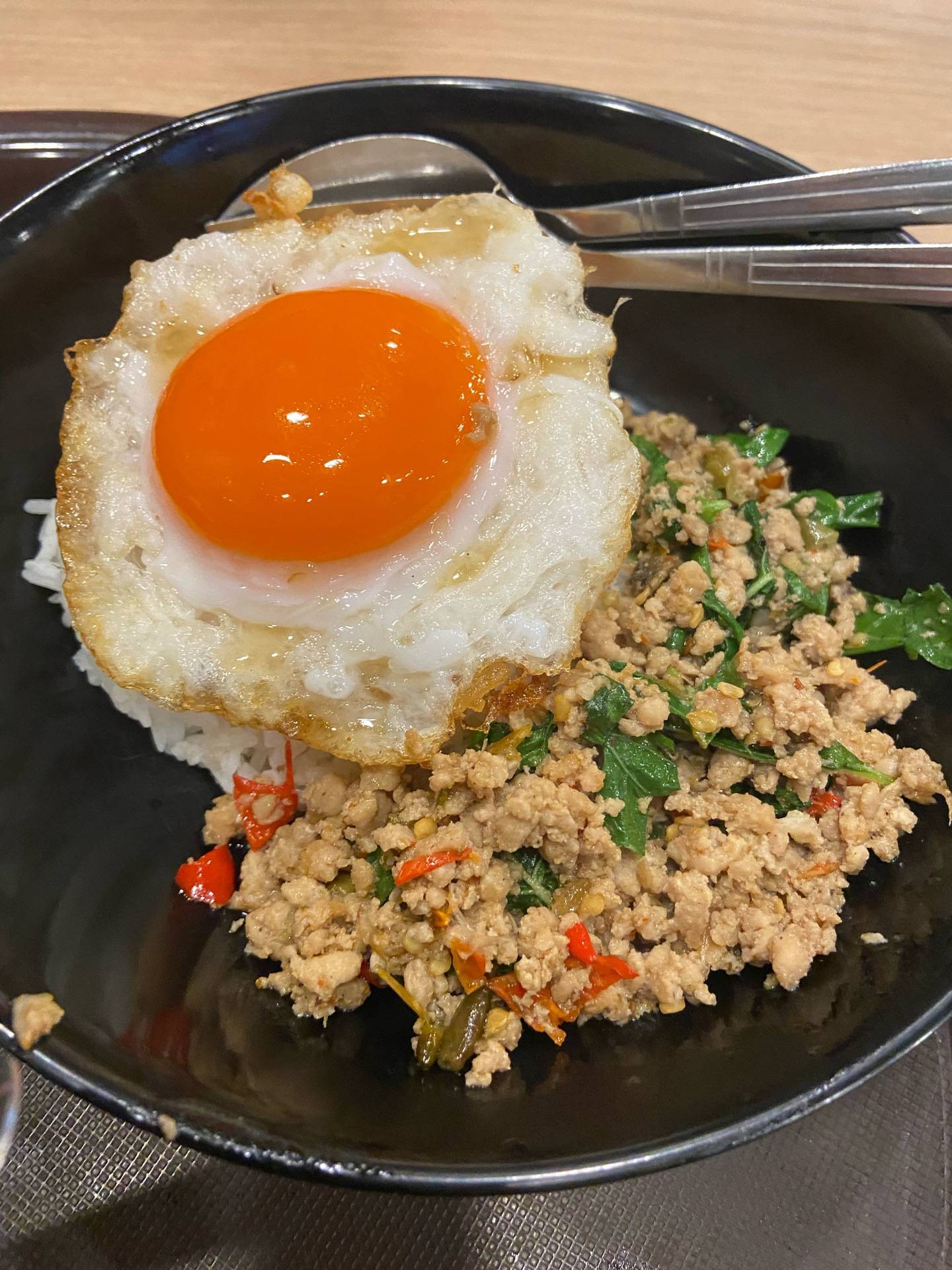 รีวิว Moomgapao G Tower - กะเพราอร่อยๆ ไข่ดาวเป็ดเด็ดๆ