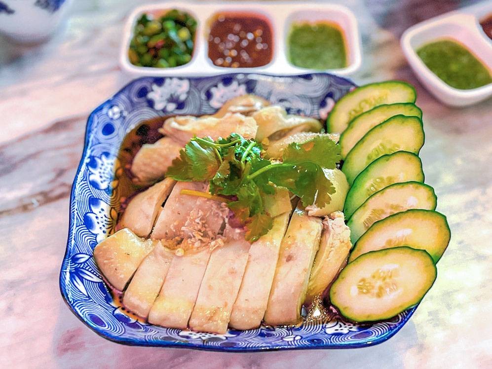 ไก่เบตง จานเล็ก ร้าน ข้าวมันไก่เบตง จางเจียหยี 張家餘 (Baytong Chicken rice)