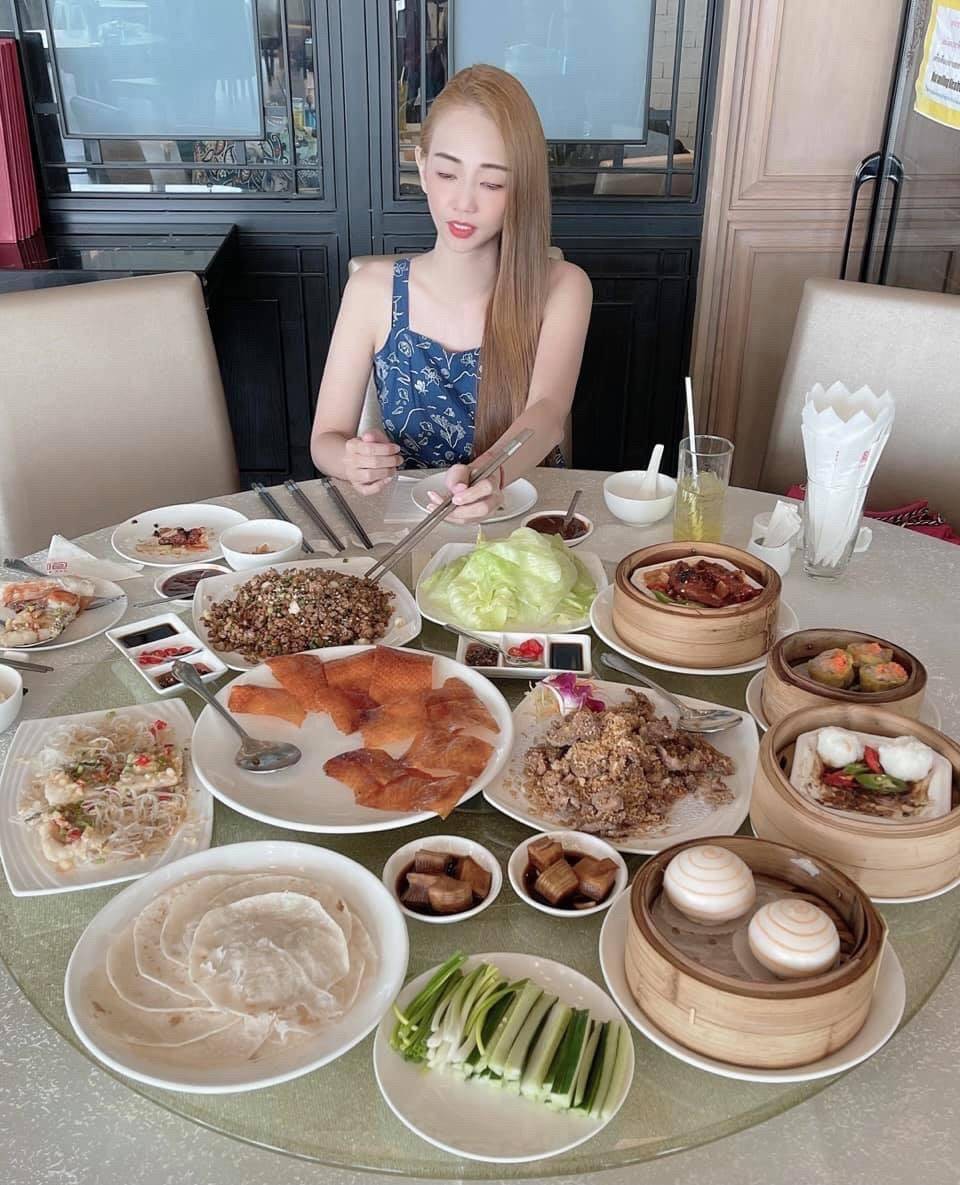 รูป Hong Bao Central Embassy