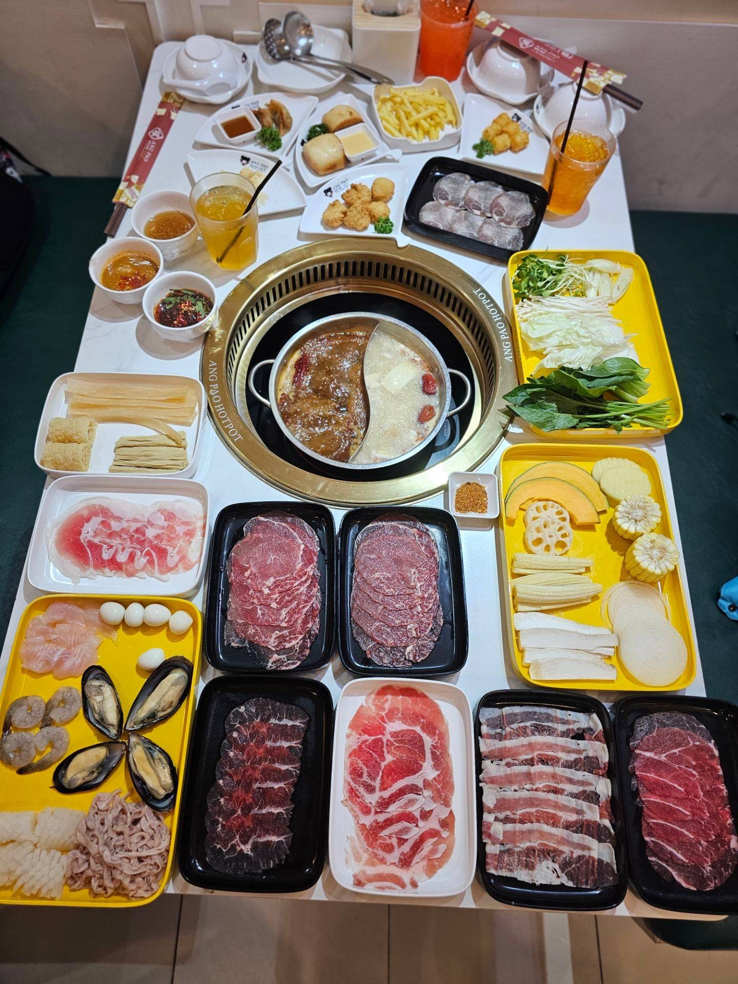 รูป Ang Pao Hot Pot