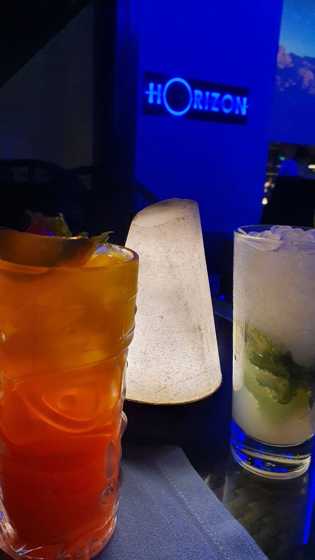 รูป Horizon Rooftop Restaurant & Bar, Hilton Pattaya