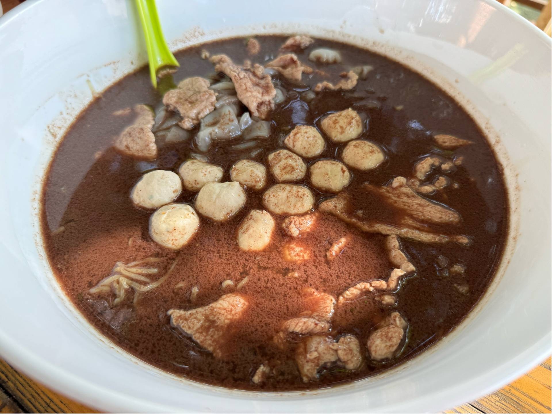 รีวิว ก๋วยเตี๋ยวเรือรีสอร์ท - Boat Noodle Resort ก๋วยเตี๋ยวเรือรีสอร์ท