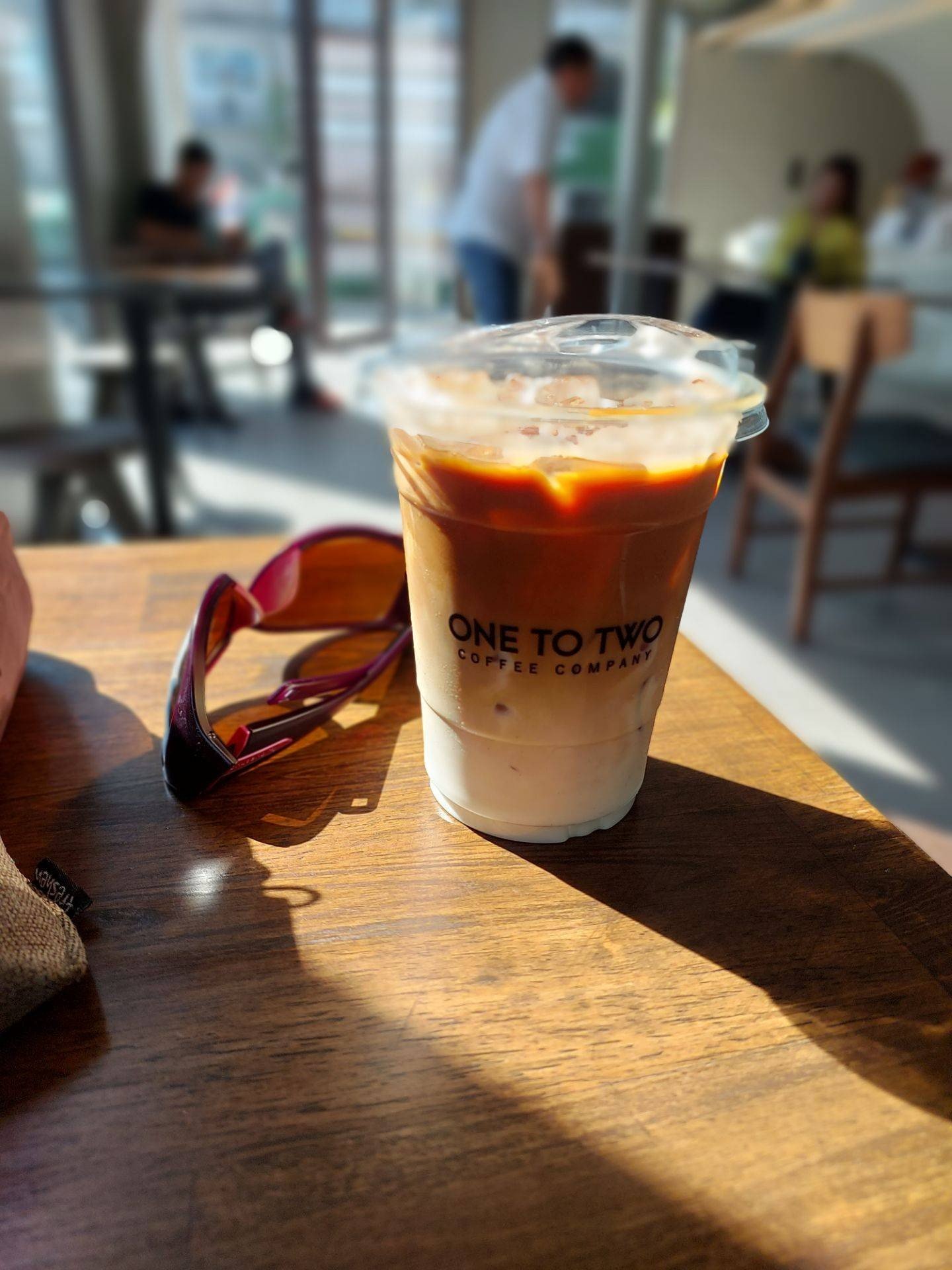 รีวิว one to two coffee สาขา Roastery (นาคนิวาส16) - 1 : 2 ออกเสียงว่า ...