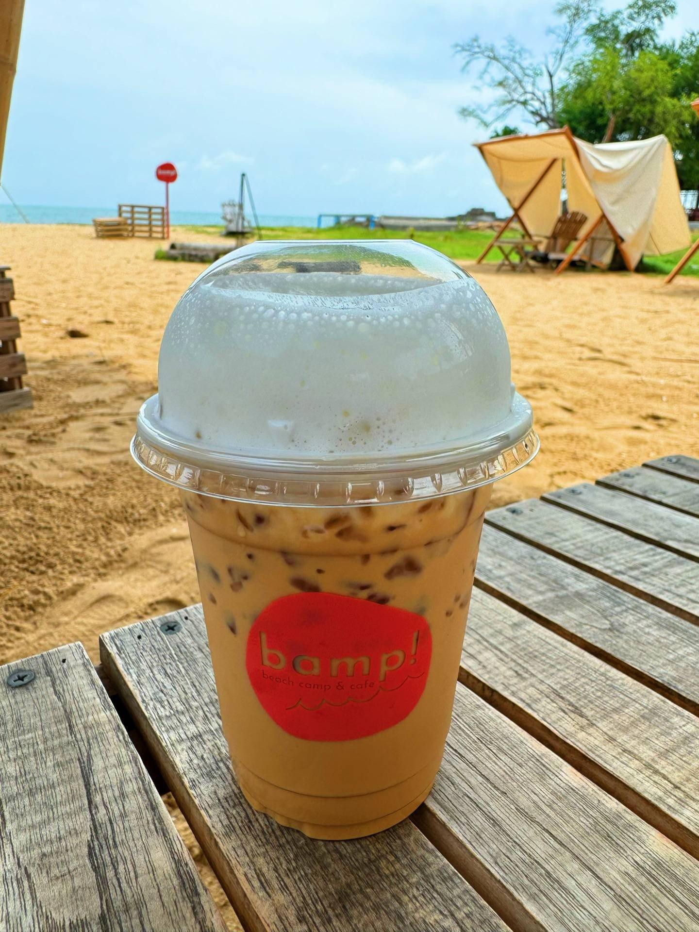รีวิว Bamp : Beach camp & Cafe - คาเฟ่ติดทะเล บรรยากาศดี เครื่องดื่มอร่อย