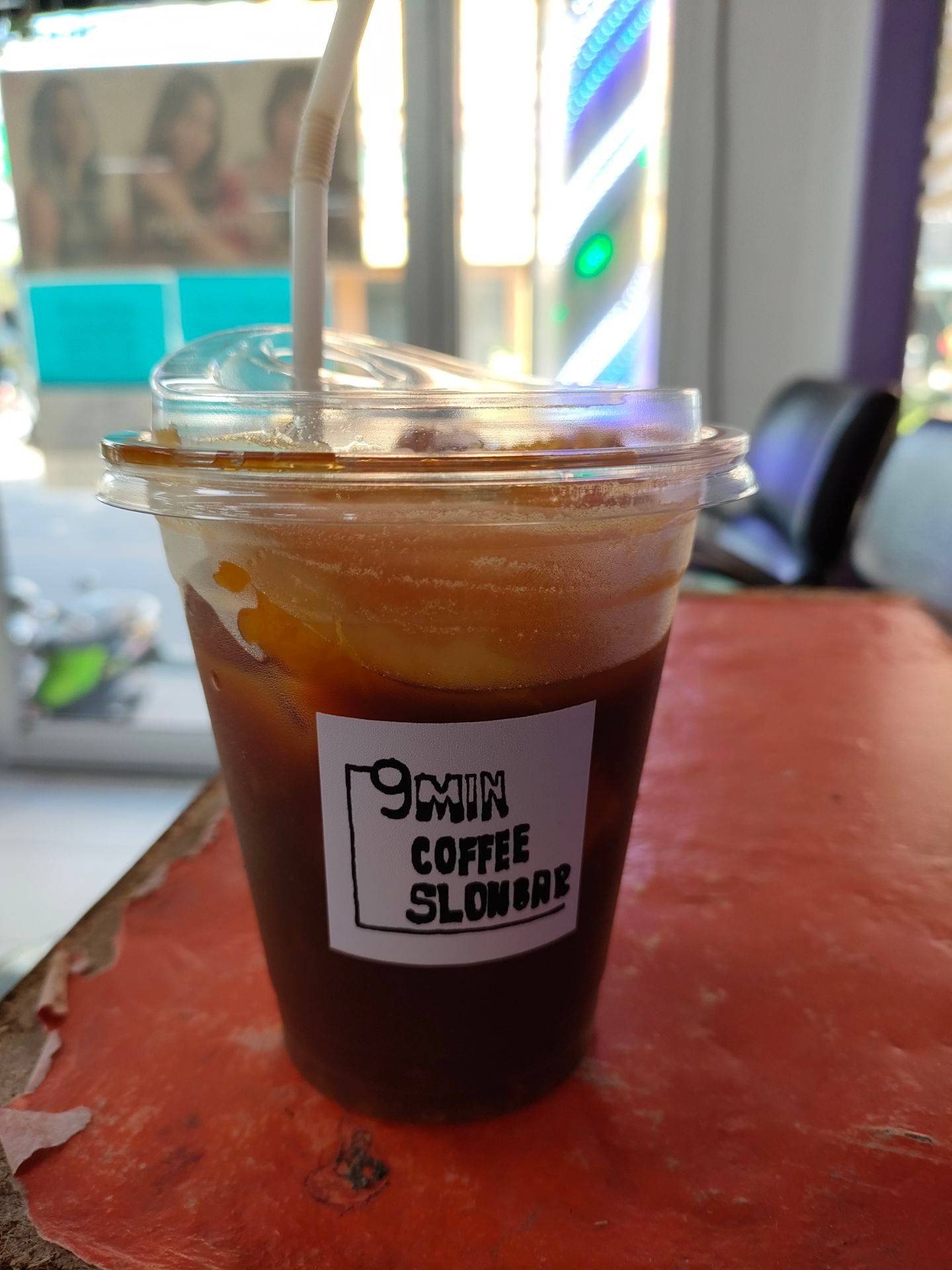 รีวิว 9Min Coffee Slowbar บางโฉลง - แนะนำค่ะ กาแฟส้ม สดชื่นดีค่ะ