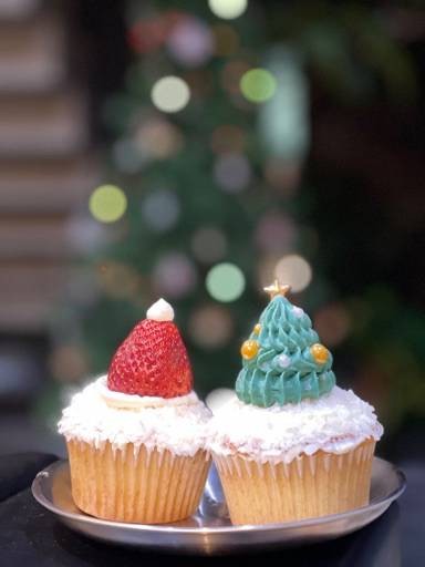 รีวิว LOFT ROEN CAFE - - กาแฟดี สไตล์ร้านสวยครับ