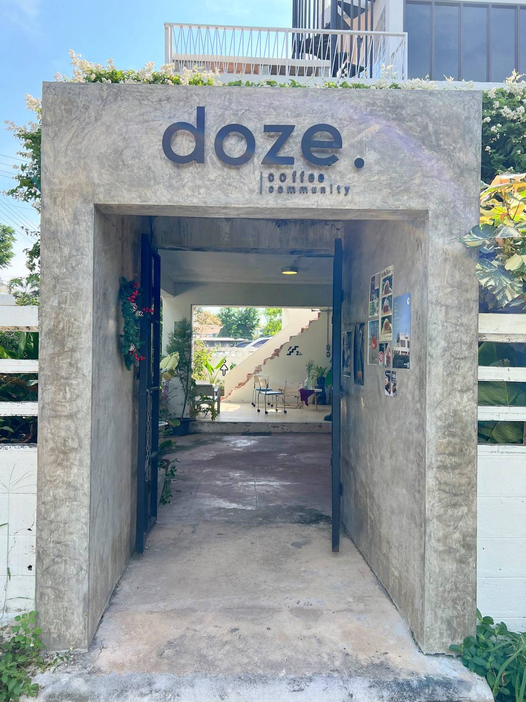 รีวิว doze coffee community 1 - คาเฟ่ลับอ่างศิลา