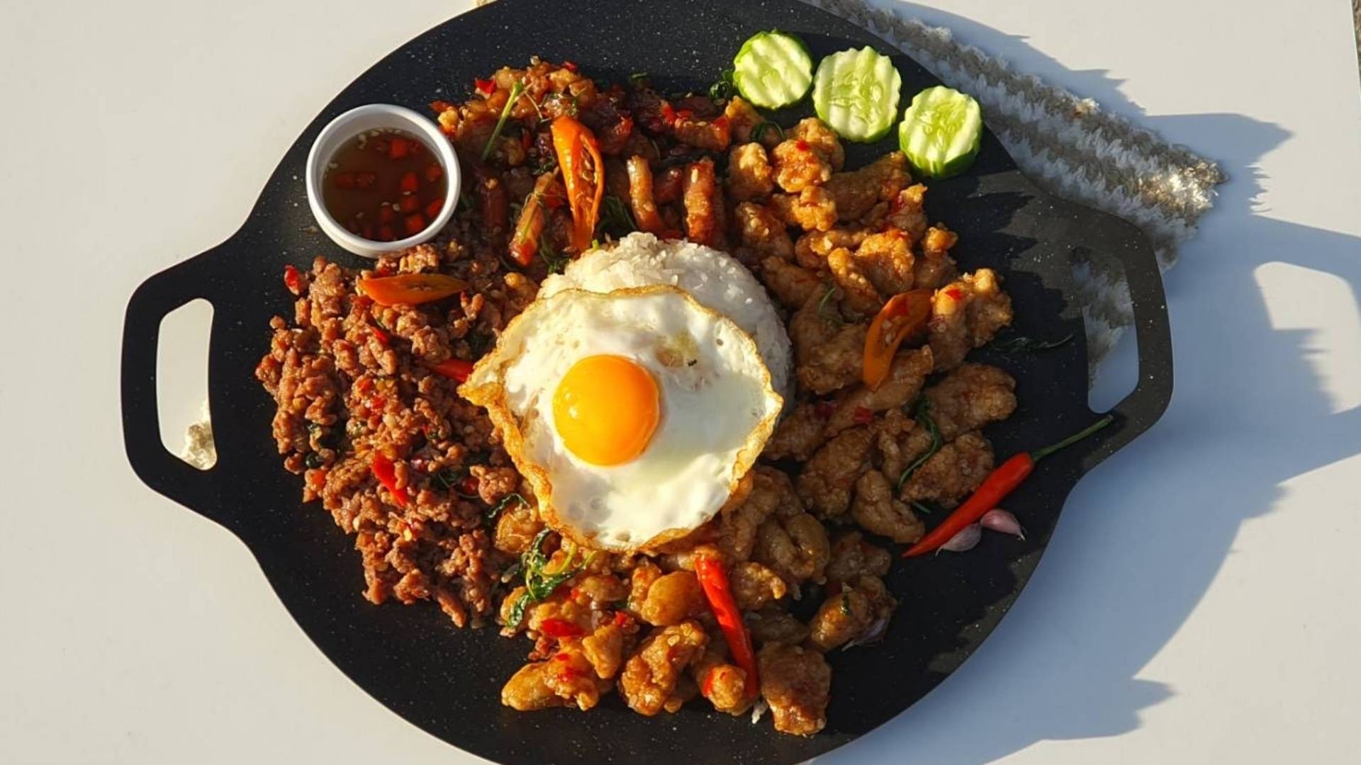 MR.CHOI กระเพรา ซอยสุขุมวิท95/1 - | สั่งอาหารออนไลน์ล่วงหน้า รับที่ร้าน ...