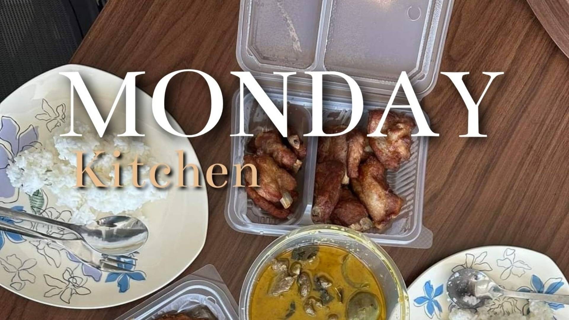 Monday Kitchen ครัวมันเดย์ โรตี แกงเขียวหวาน หมูก้อน - สั่งอาหารเดลิเวอ ...