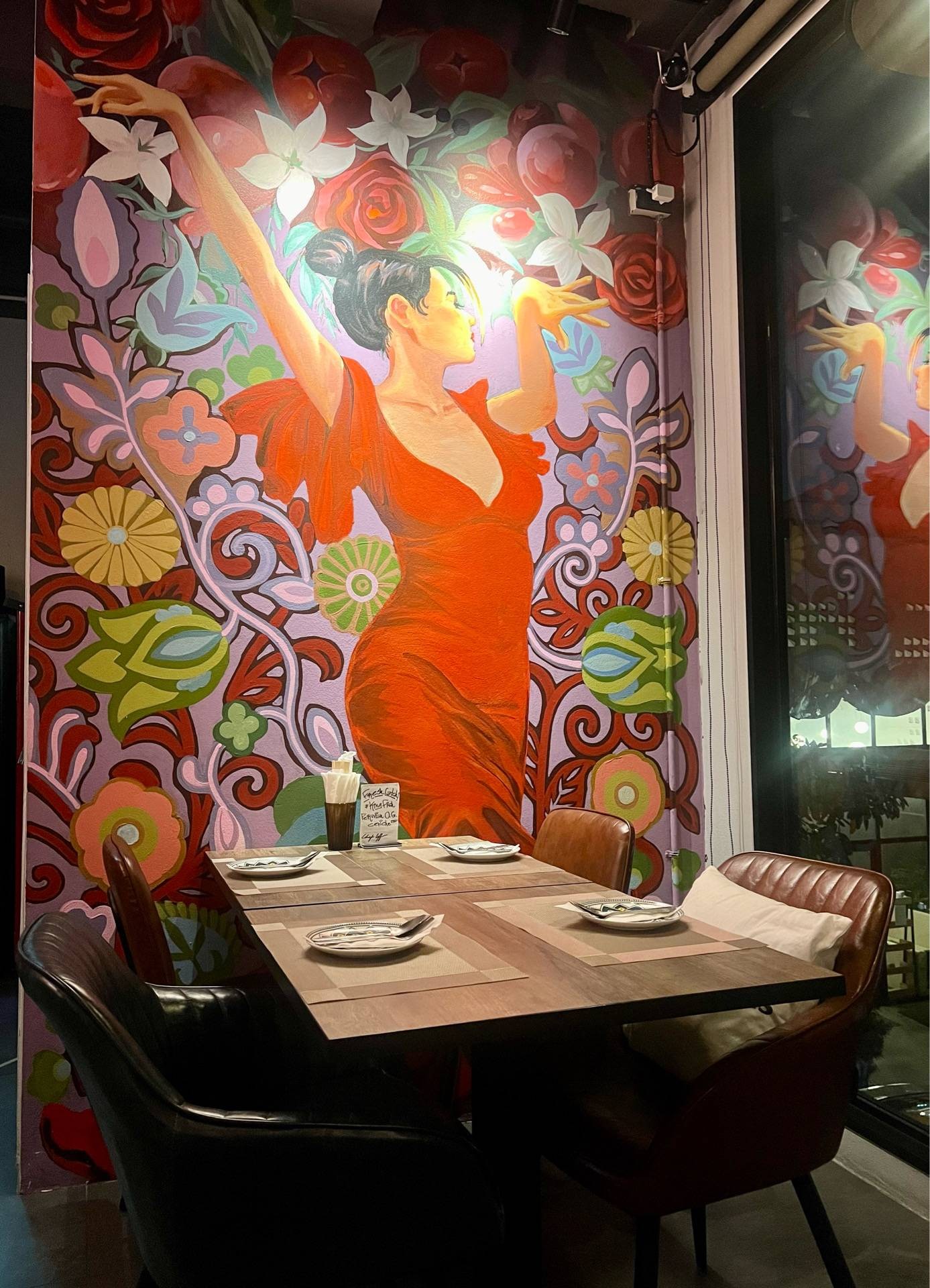 รูป RED Nikkei & Steak Bar