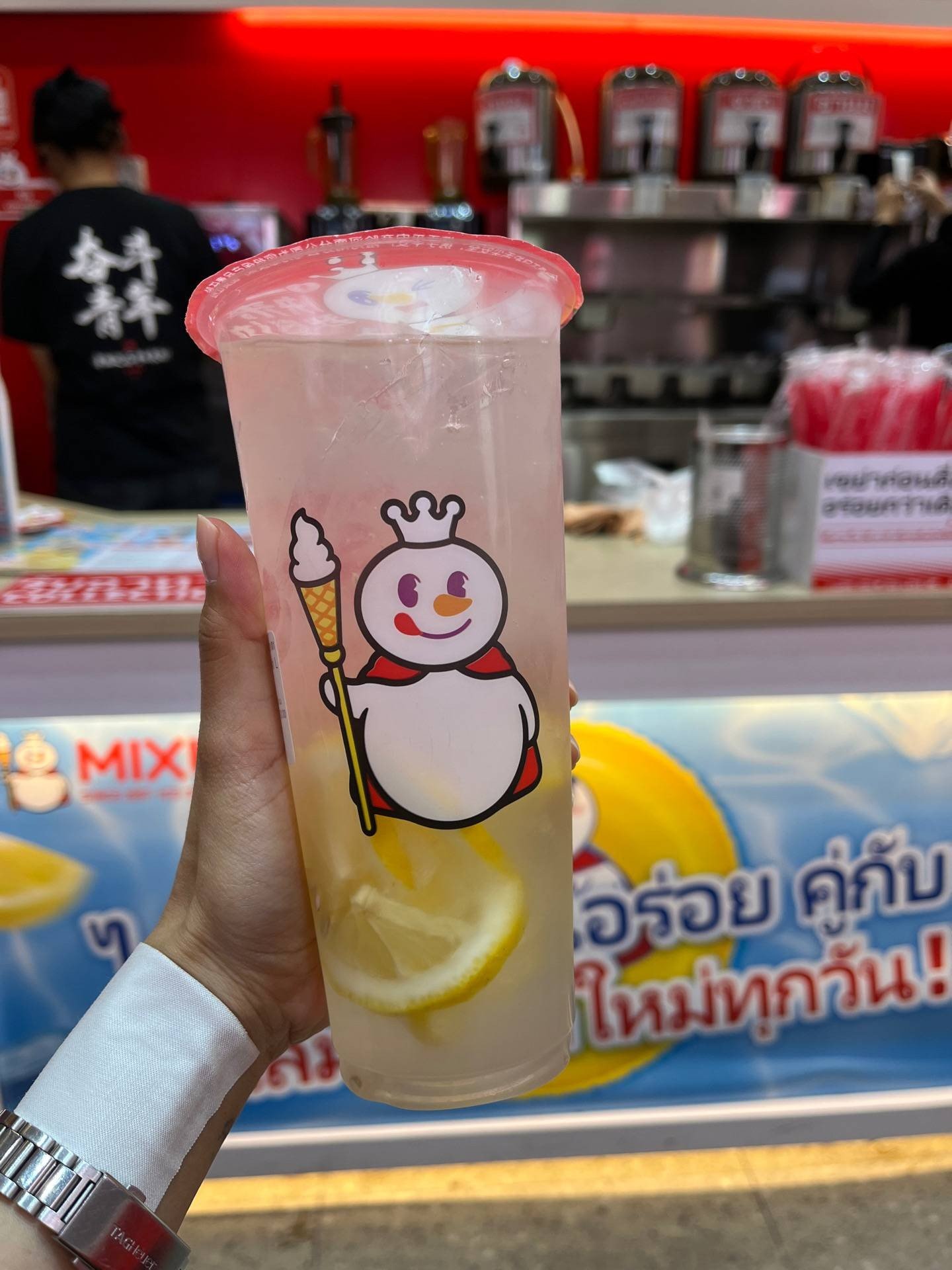 น้ำมะนาว ร้าน Mixue Silom Complex