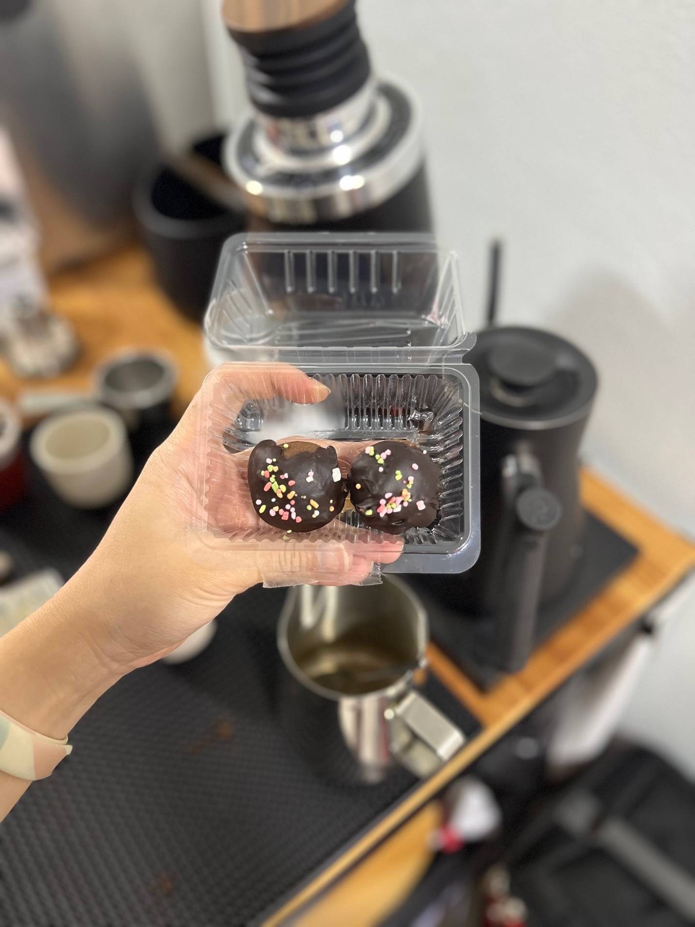 ร้าน The Cats Roaster Specialty Coffee มัยลาภ | รีวิวร้านอาหาร