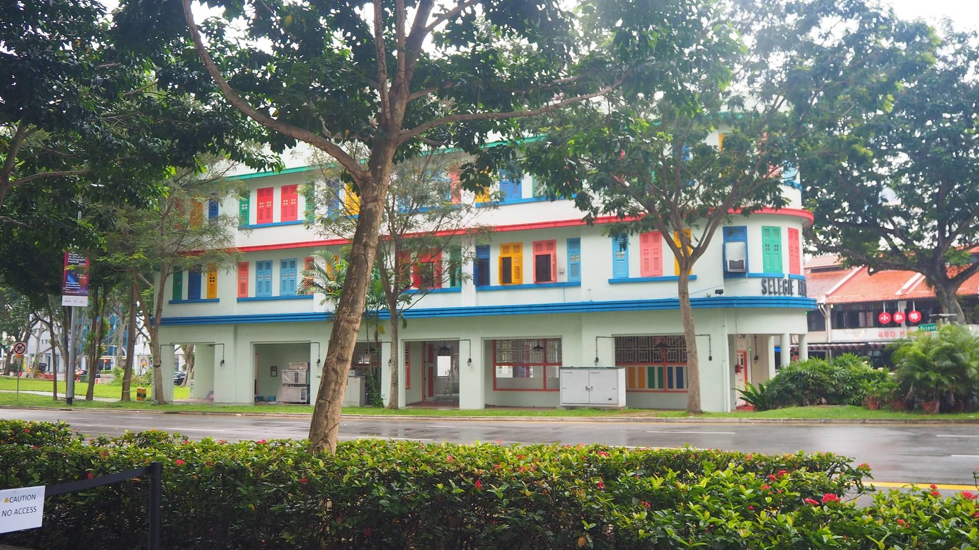 รีวิว Selegie Arts Centre - ตึกสีลูกกวาดยอดฮิตใน ig