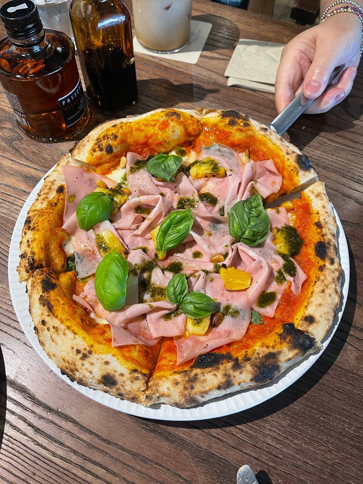 รีวิว the sparrow pizza studio - The Sparrow Pizza Studio 🍕🥗