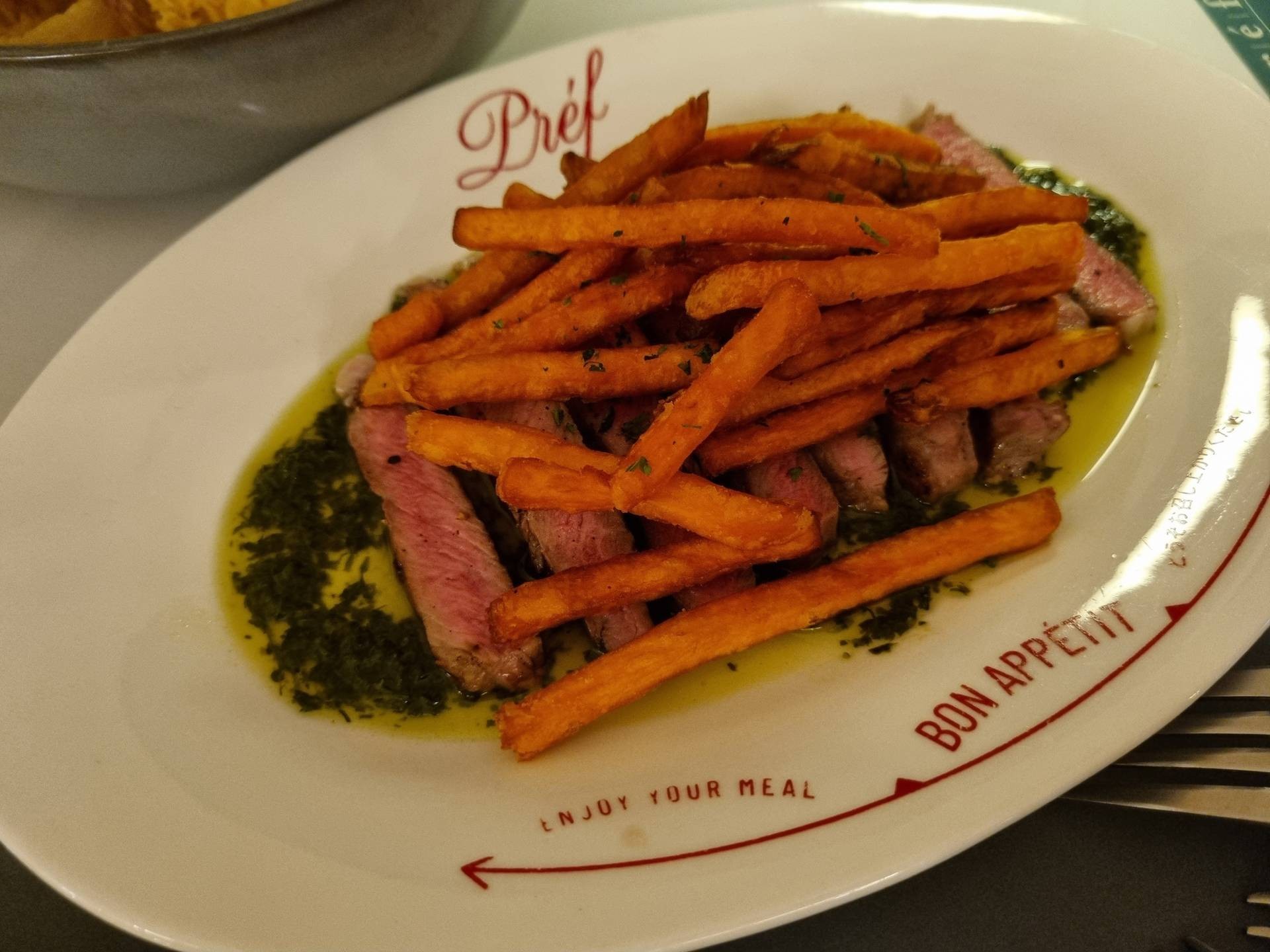 รูป Préf Café & Bar Sathon 11