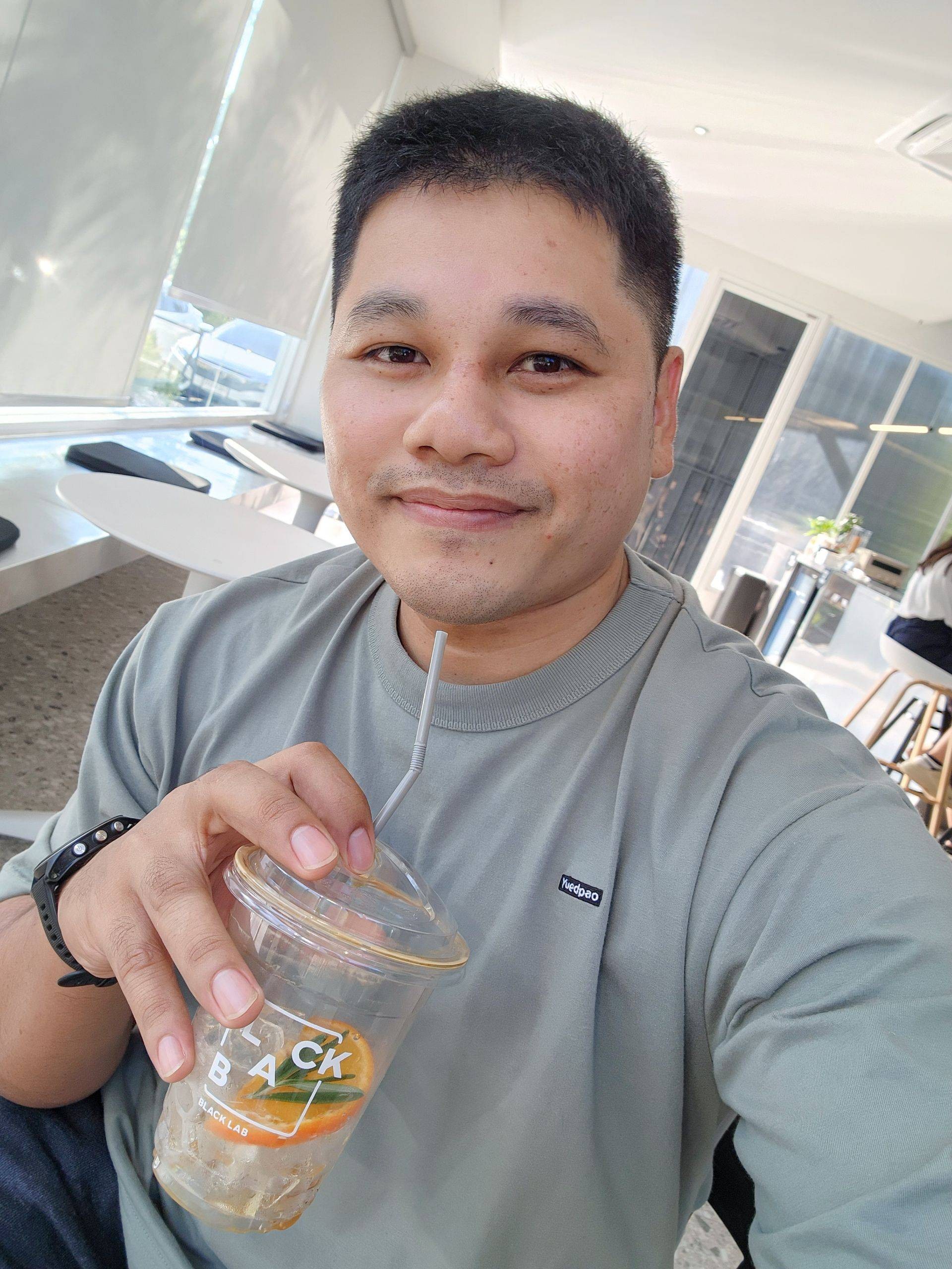 รีวิว Black Lab rayong - กาแฟอร่อยมากครับ ร้านเปิดใหม่ น่านั่งครับ