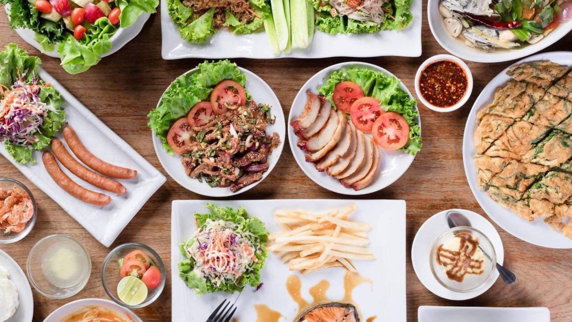 Thitaree Restaurant อาหาร เครื่องดื่ม สวนรถไฟ - สั่งอาหารเดลิเวอรี ...