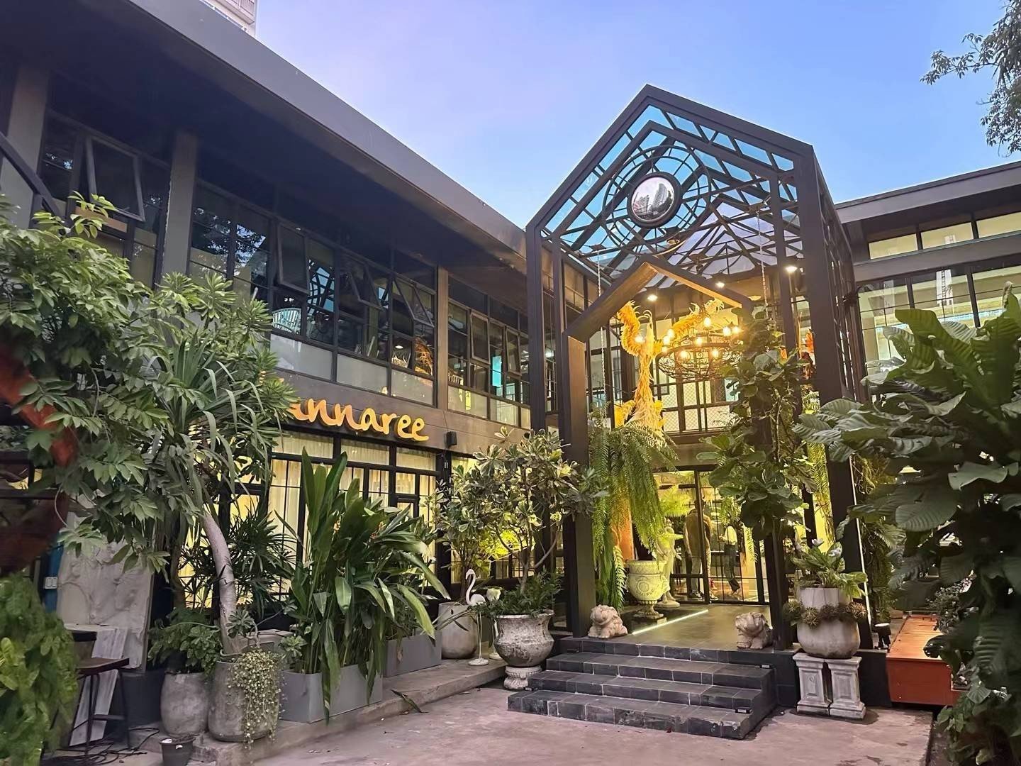 รีวิว Kinnaree Gourmet Thai - บรรยากาศ Soft Opening Kinnaree Sukhumvit 8 (12.12.23)