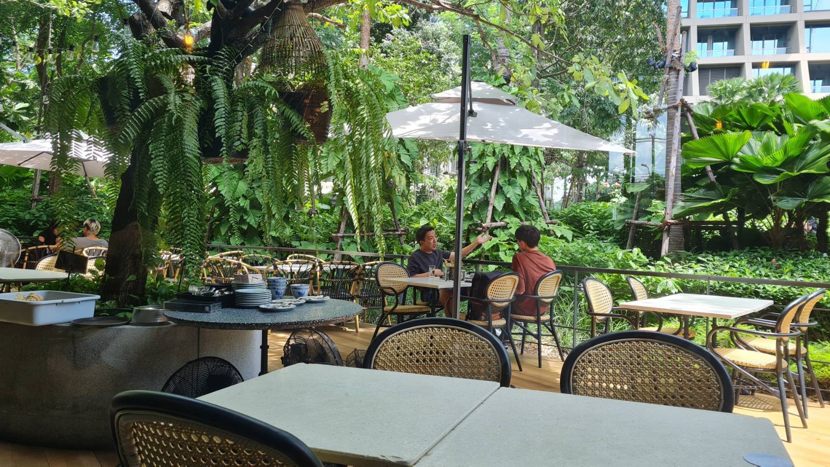 รูป โรงสีโภชนา Velaa Sindhorn Village Langsuan