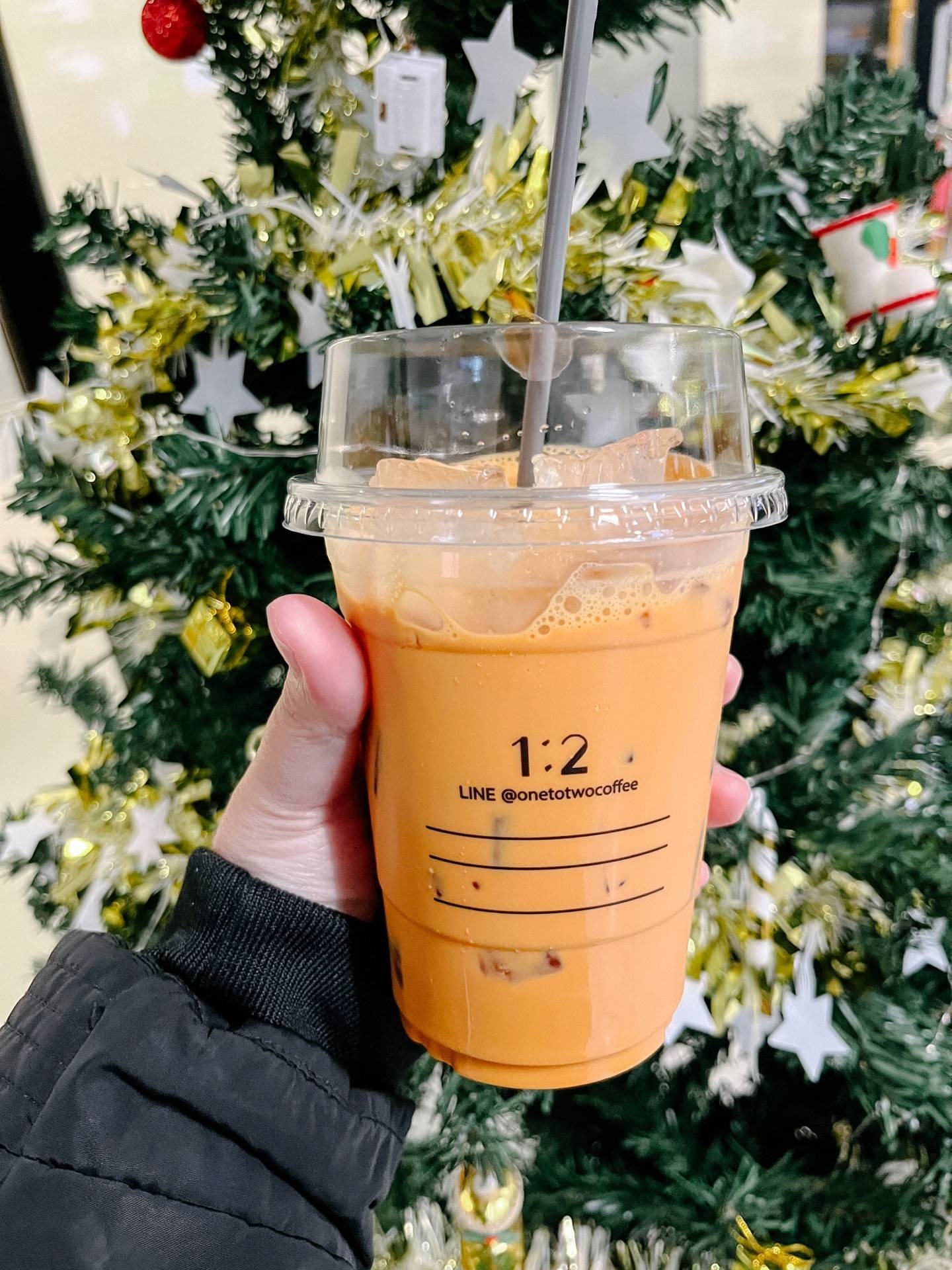 รีวิว One To Two Coffee อารีย์ - กาแฟโคตรเข้ม ชาไทยต้องหวานนเอยหอมดี ...