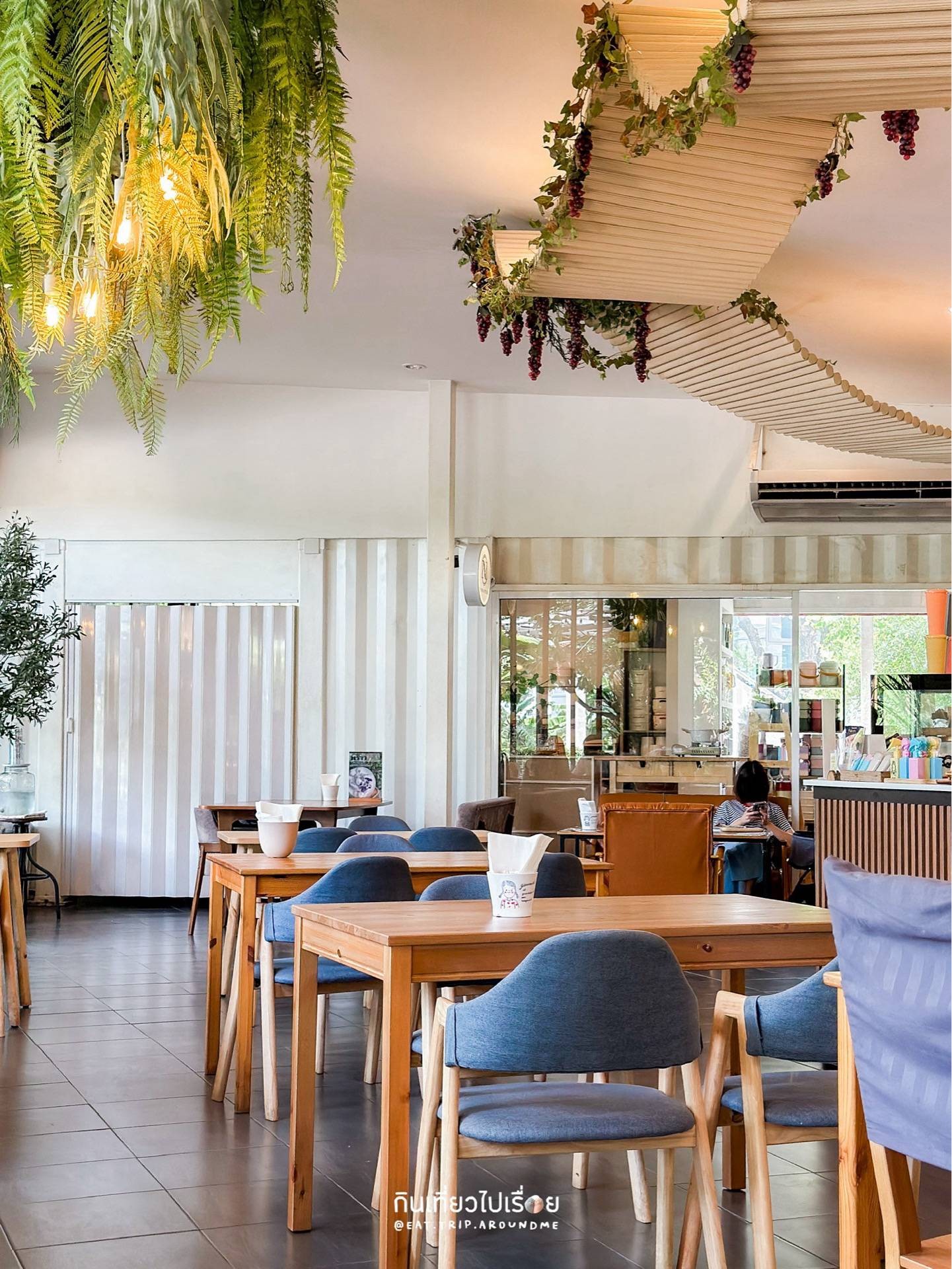 รูป Gimmick Cafe & Restaurant gimmickcaferestaurant