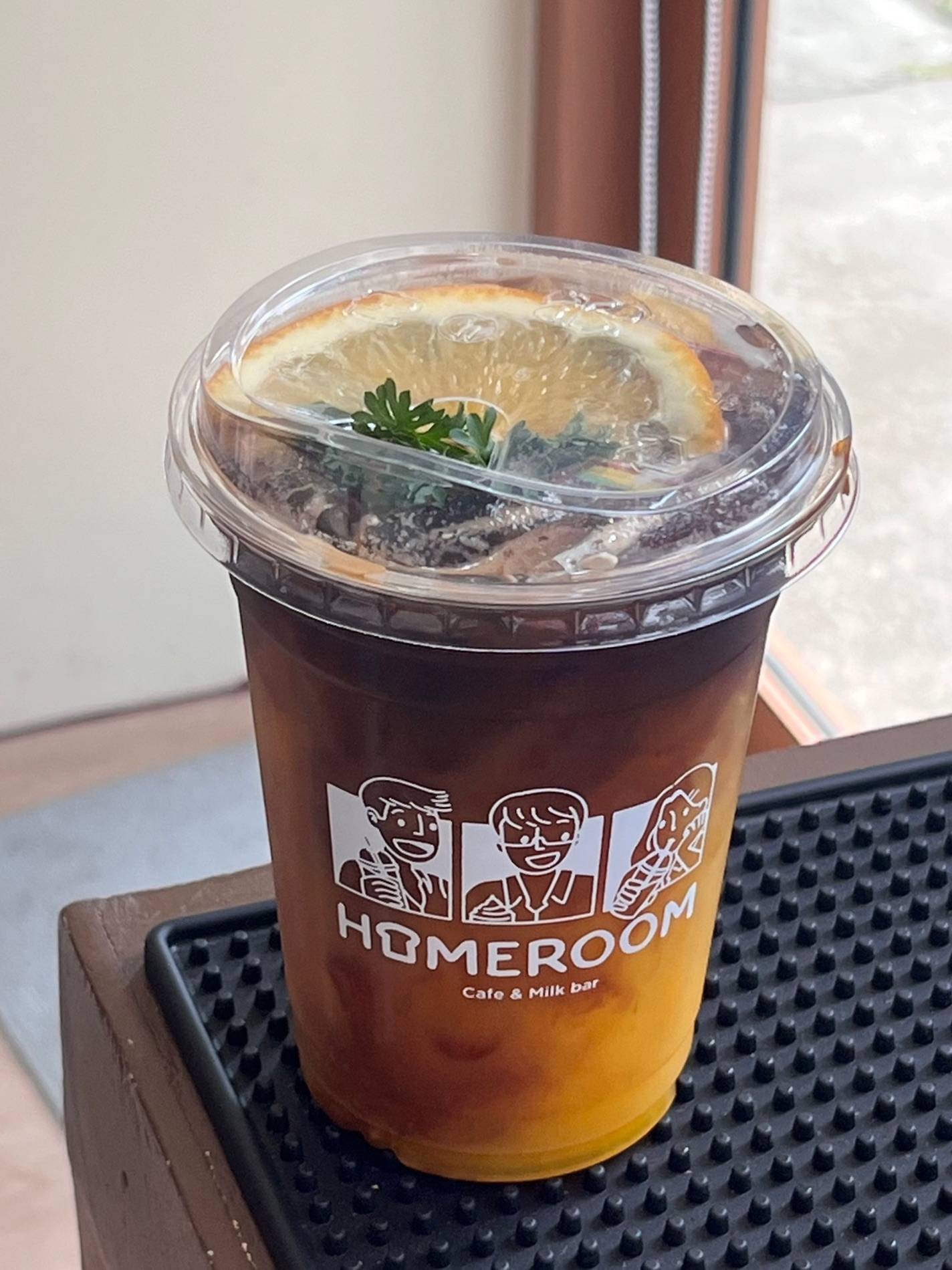 ร้าน Coffee - Homeroom Cafe & Milk bar | รีวิวร้านอาหาร